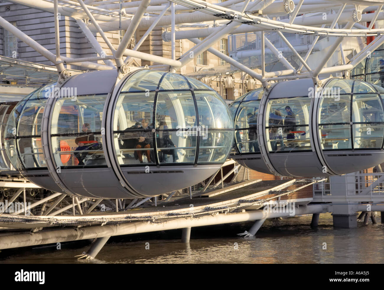 Pods at the base hi-res stock photography and images - Alamy