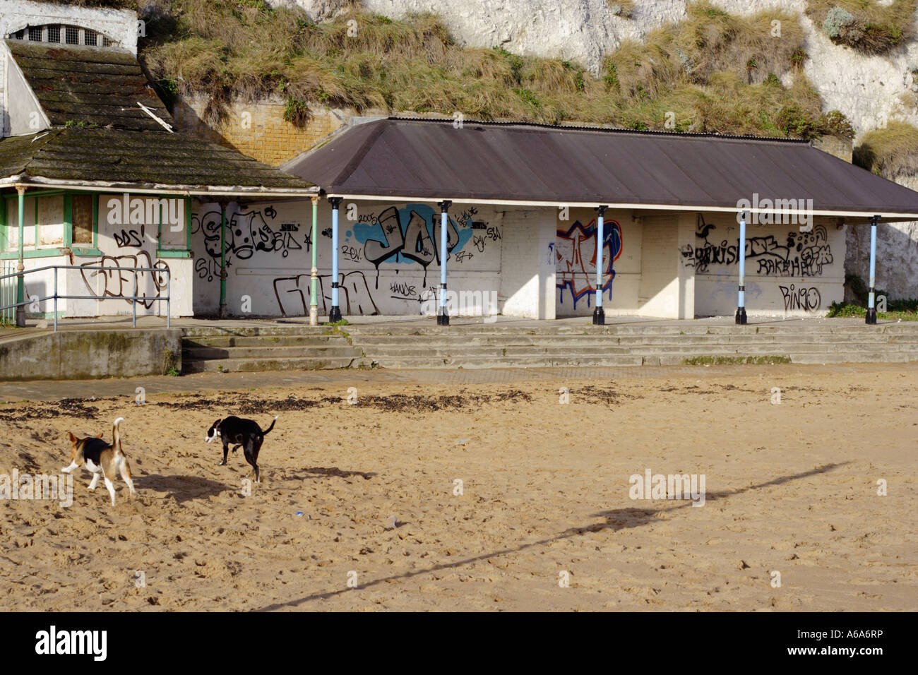 graffiti on buildings on broadstairs beach, Kent Stock Photo - Alamy