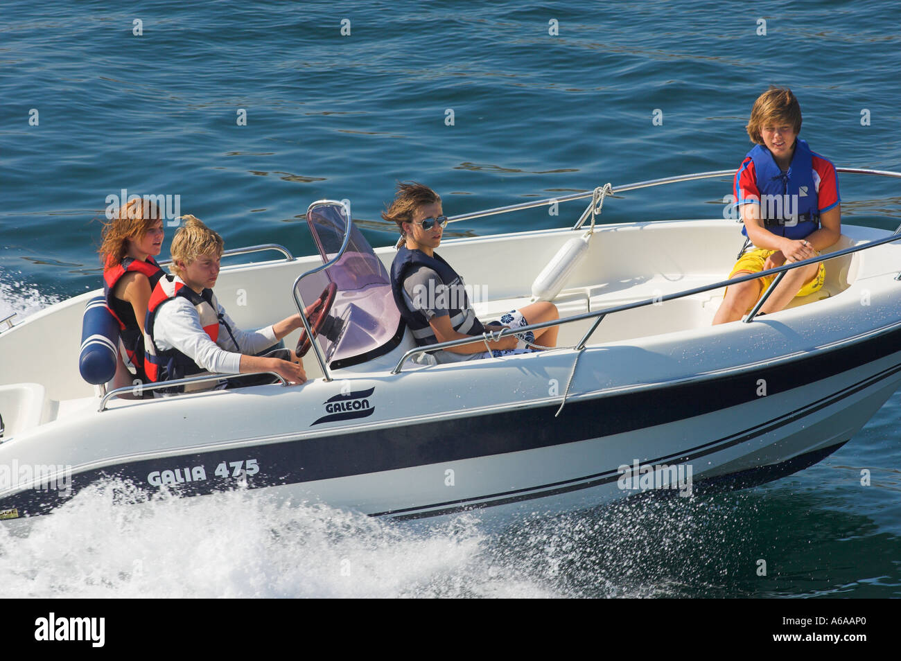 Crowded with boats hi-res stock photography and images - Alamy