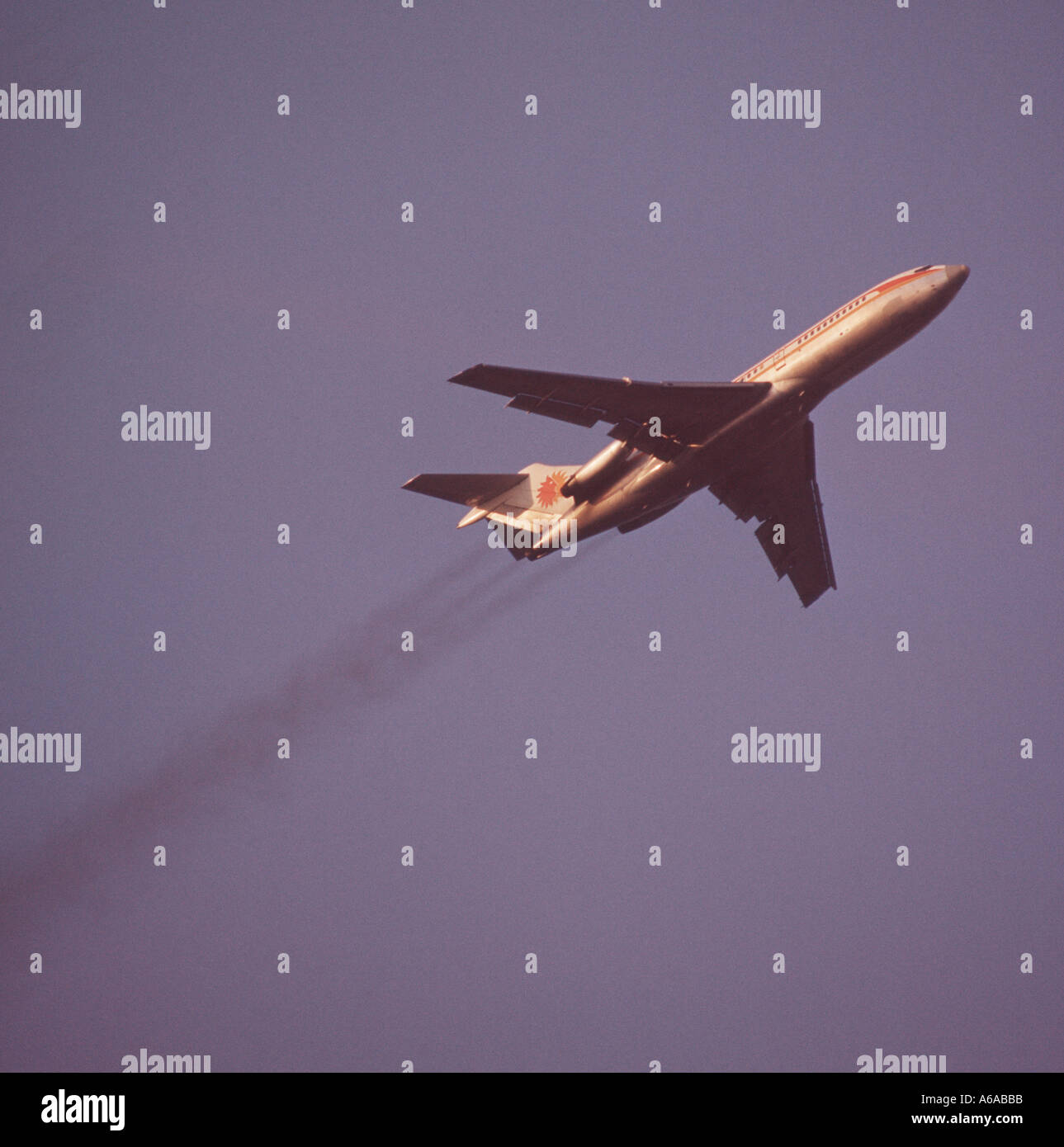 commercial jet airplane taking off Stock Photo - Alamy