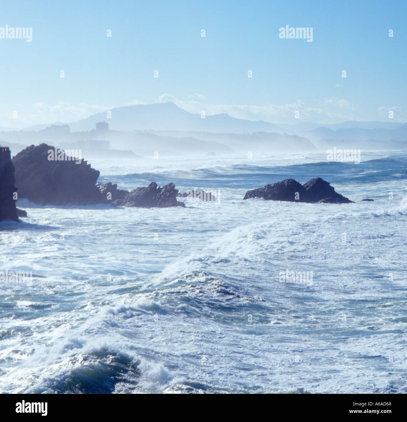 Lashing hi-res stock photography and images - Alamy