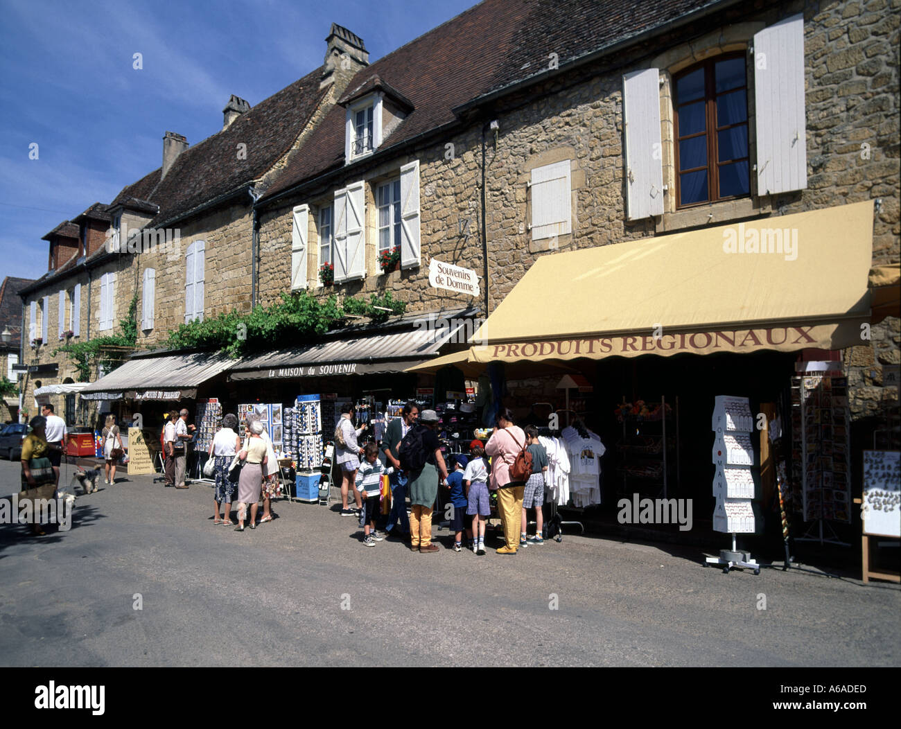 French shop fronts hi-res stock photography and images - Alamy