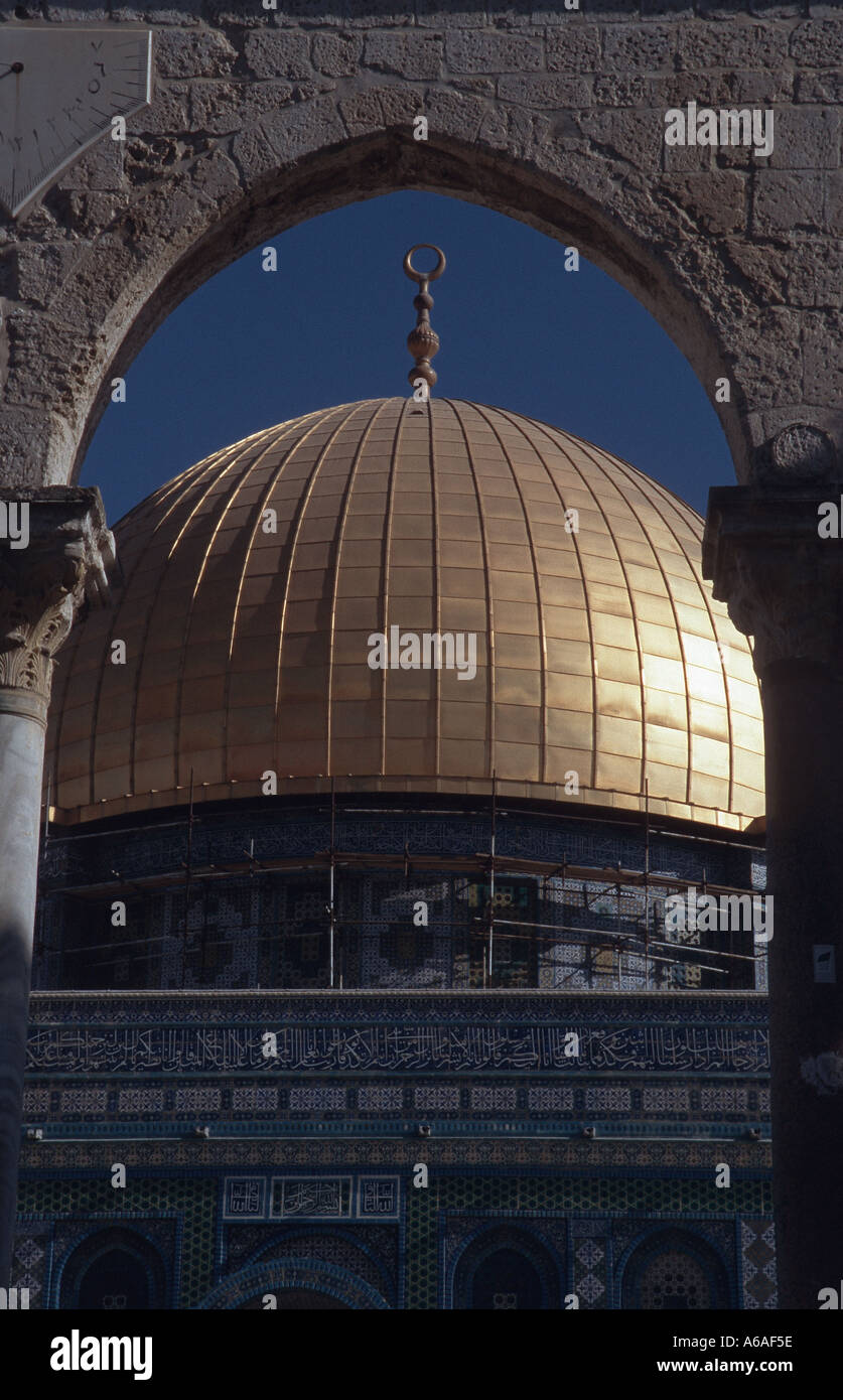 Dome of the Rock in Arch Stock Photo - Alamy