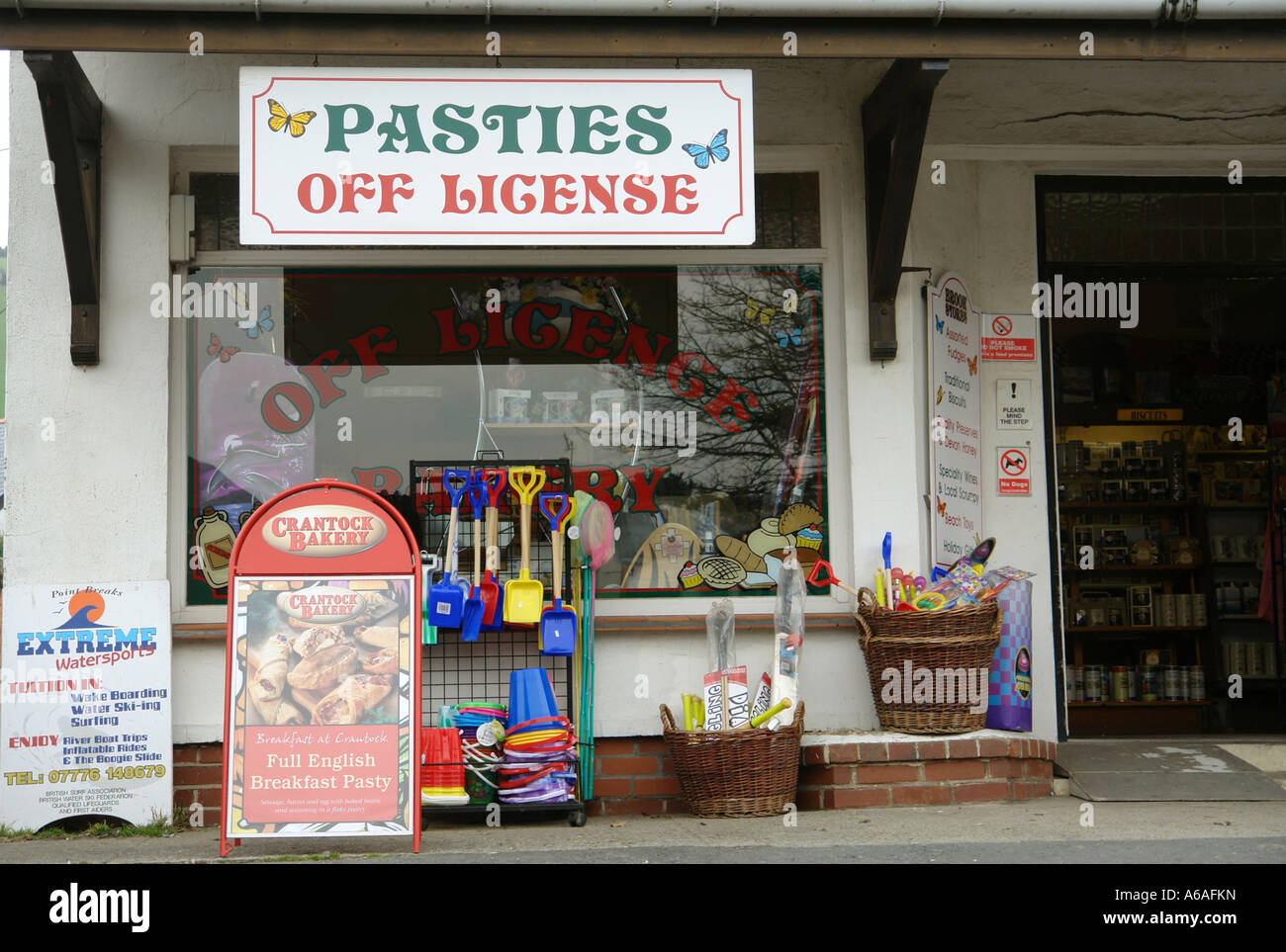 Devon sweets shop hi-res stock photography and images - Alamy