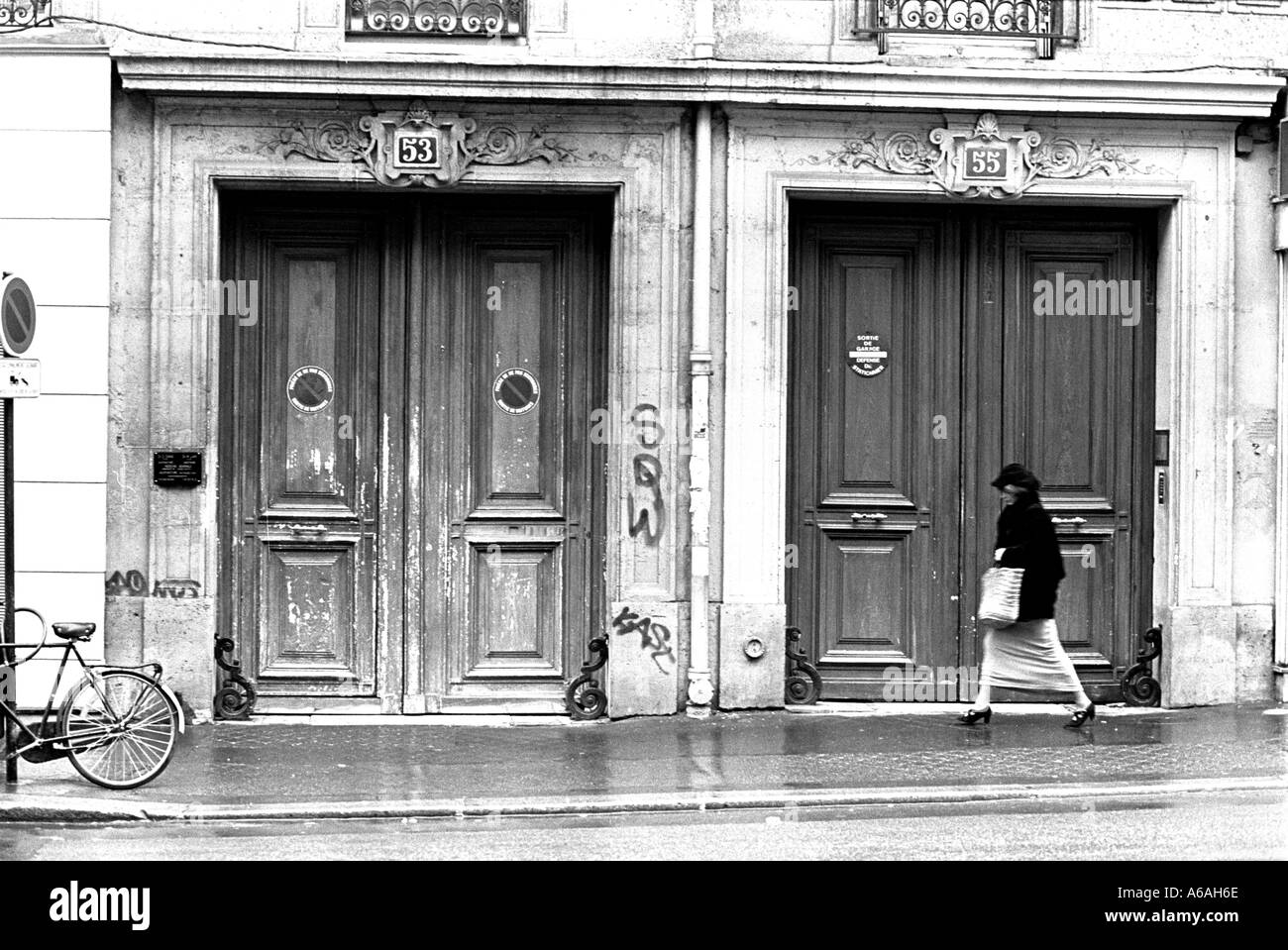 Paris rain street Black and White Stock Photos & Images - Alamy