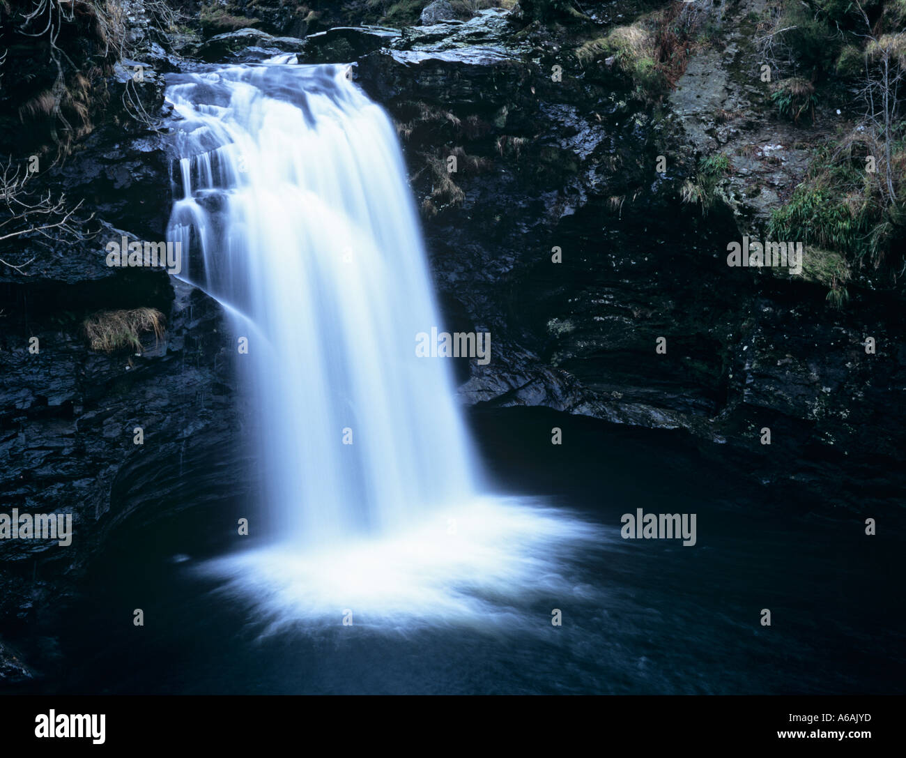 FALLS of FALLOCH waterfall in to Rob Roy's bathtub on River Falloch ...