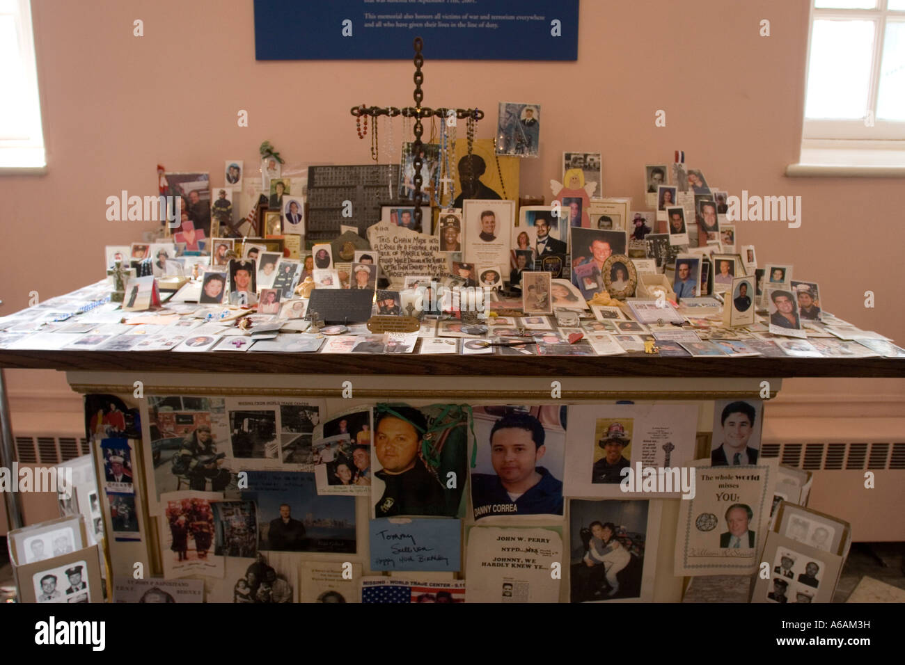 St Paul’s Chapel near Site of World Trade Center Ground Zero 9/11 New ...