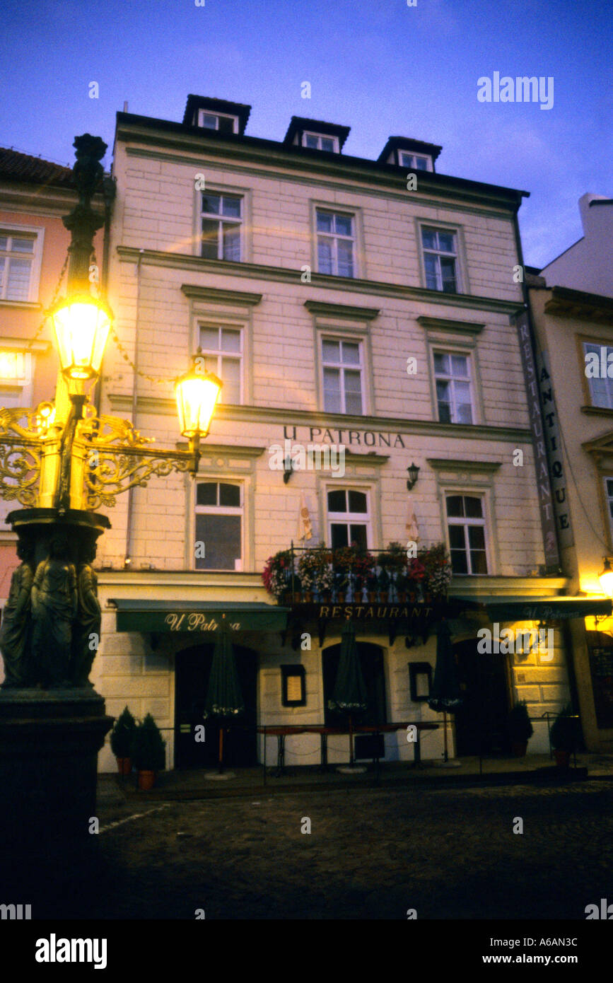 Charles bridge hotel hi-res stock photography and images - Alamy
