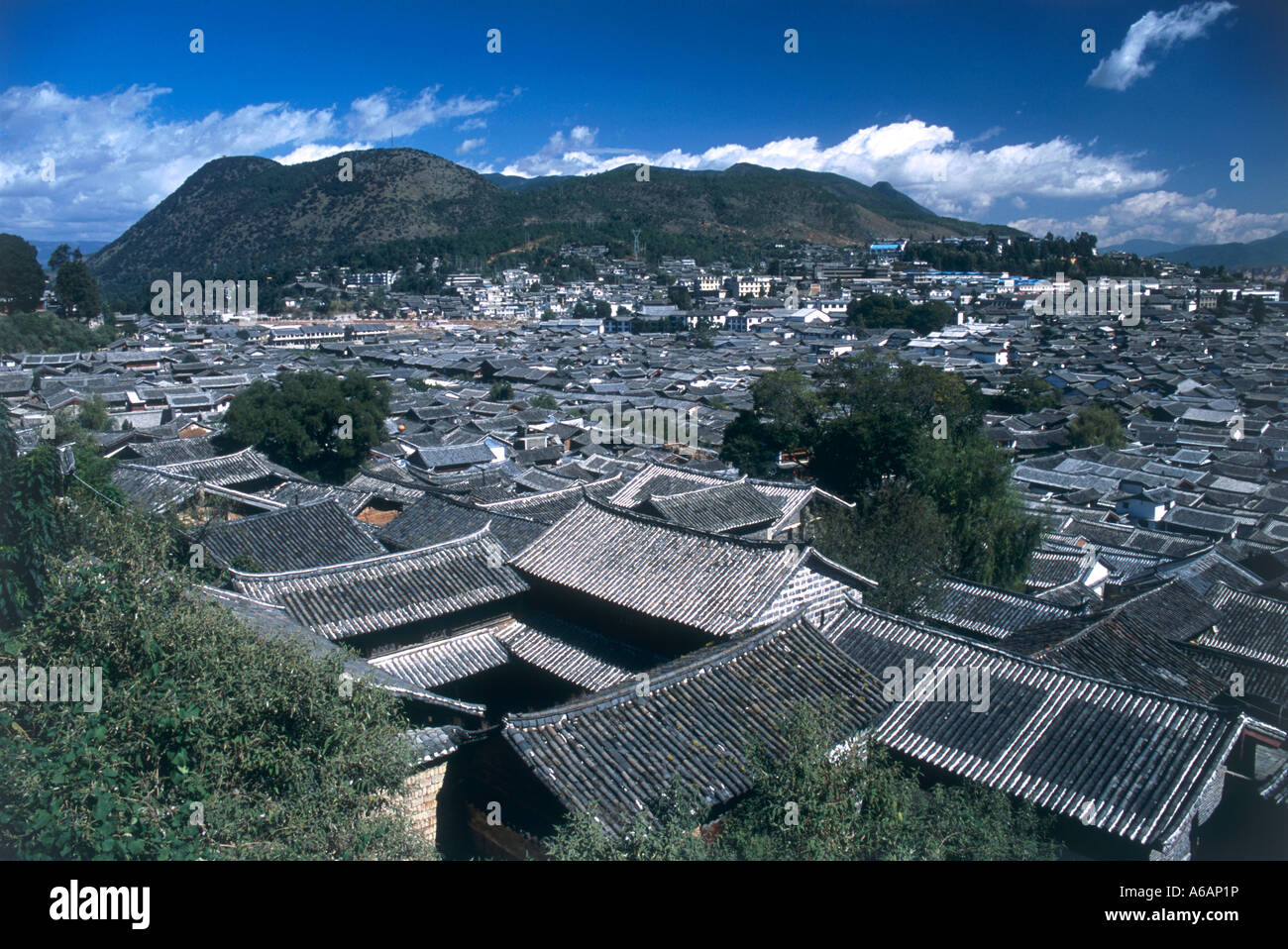 China, Lijiang, Dayan, (Old Town) rooftops of traditional courtyard ...