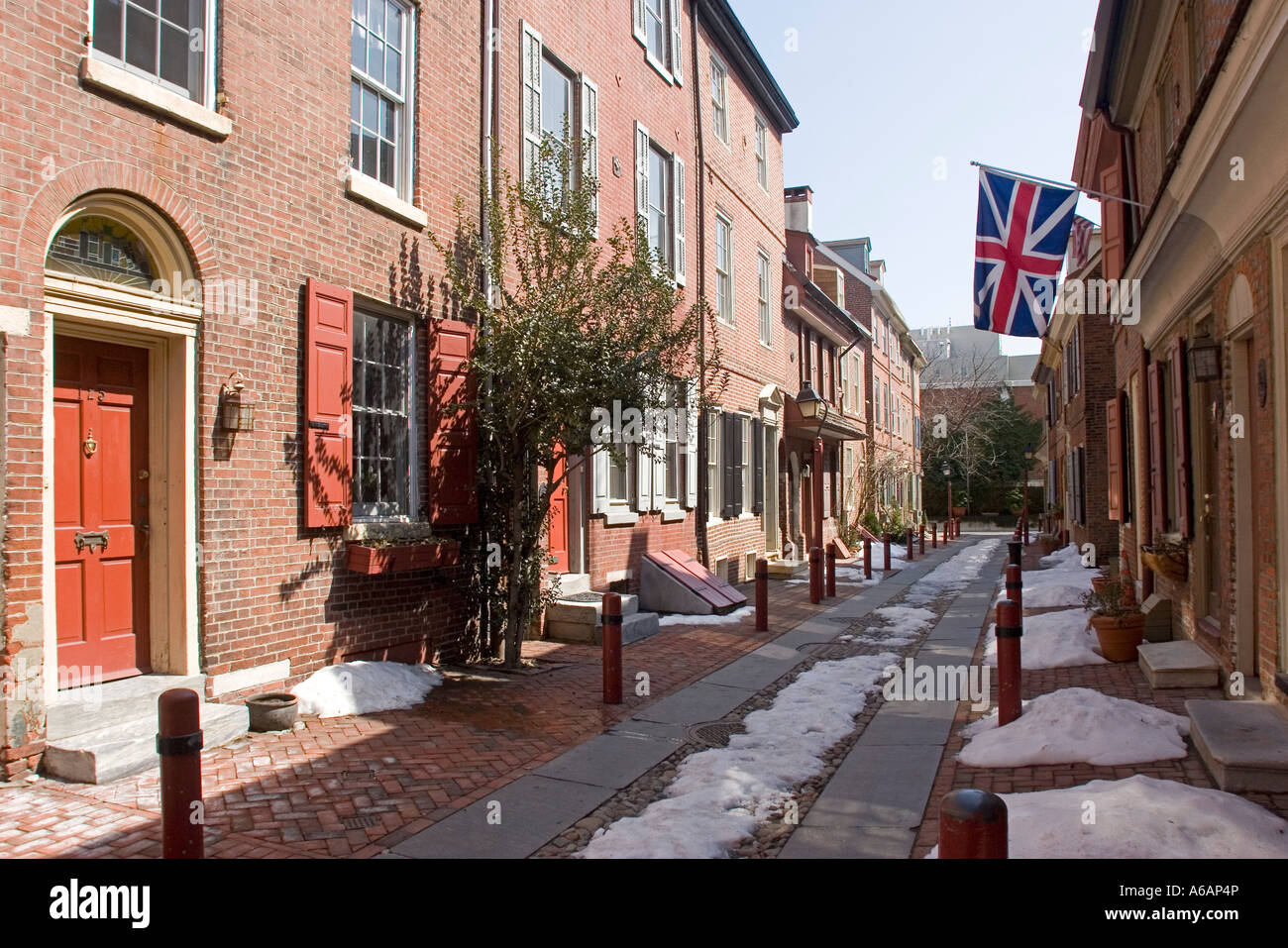 Colonial row houses philadelphia hi-res stock photography and images ...