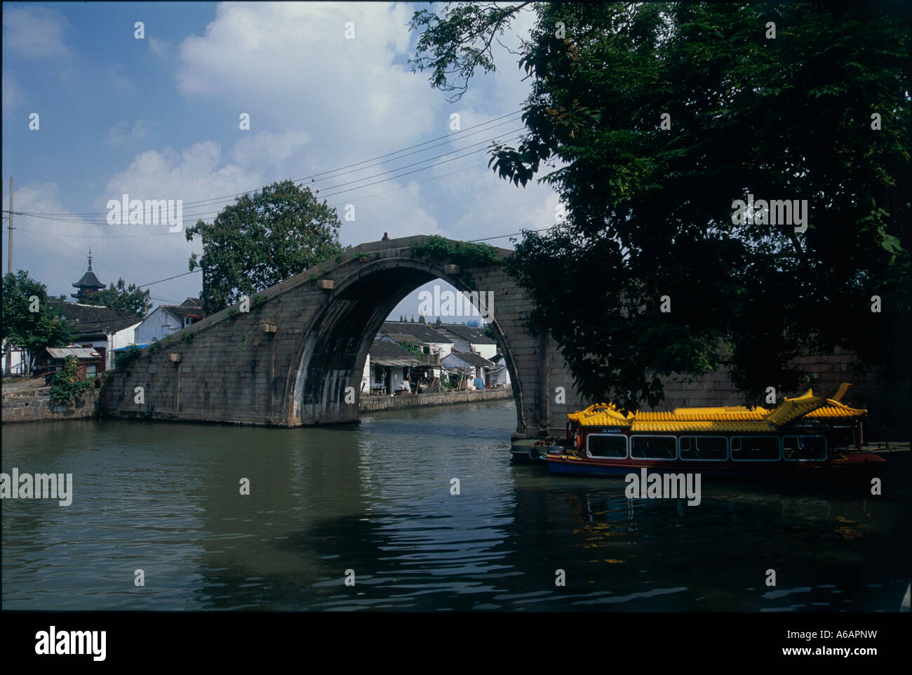 Stonework structure spanning grand canal hi-res stock photography and ...