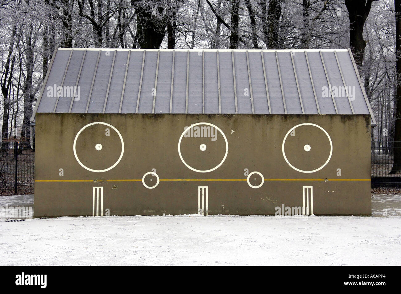 frozen colour color horizontal ground floor winter wintry freeze ...