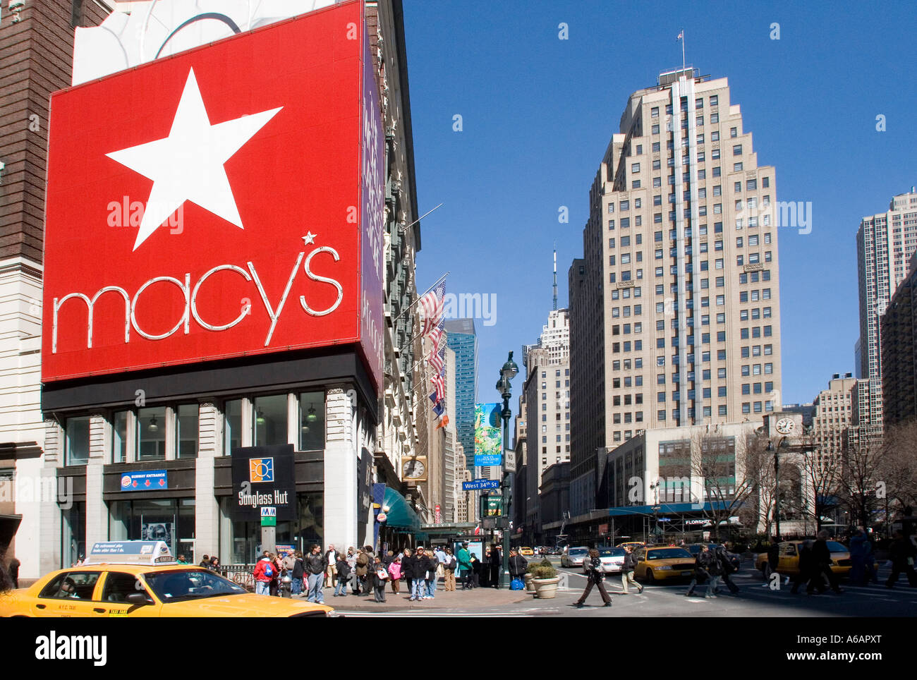 Macys Store In New York City In The United States Of America USA Stock macys-store-in-new-york-city-in-the-united-states-of-america-usa-stock