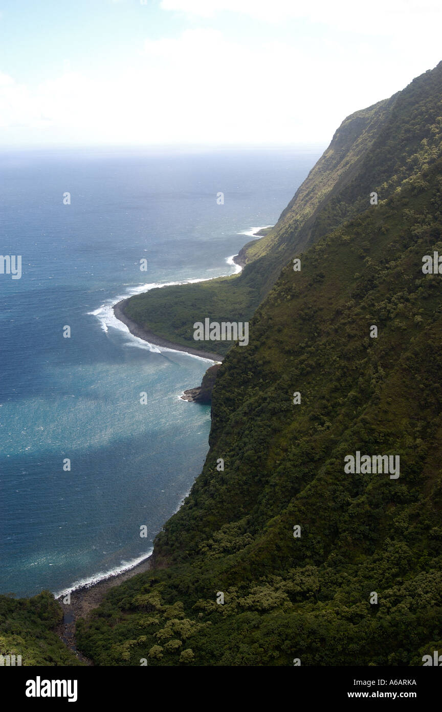 The highest sea cliffs in the world, Molokai's north shore, Hawaii ...