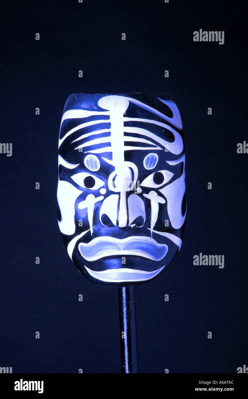 Traditional Japanese Kabuki theatre mask dsca 0840a Stock Photo - Alamy
