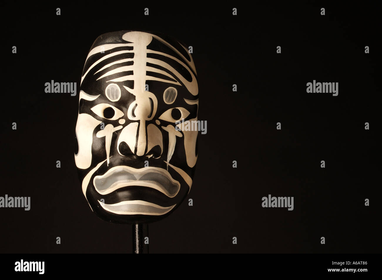 Traditional Japanese Kabuki theatre mask dsca 0853 Stock Photo - Alamy