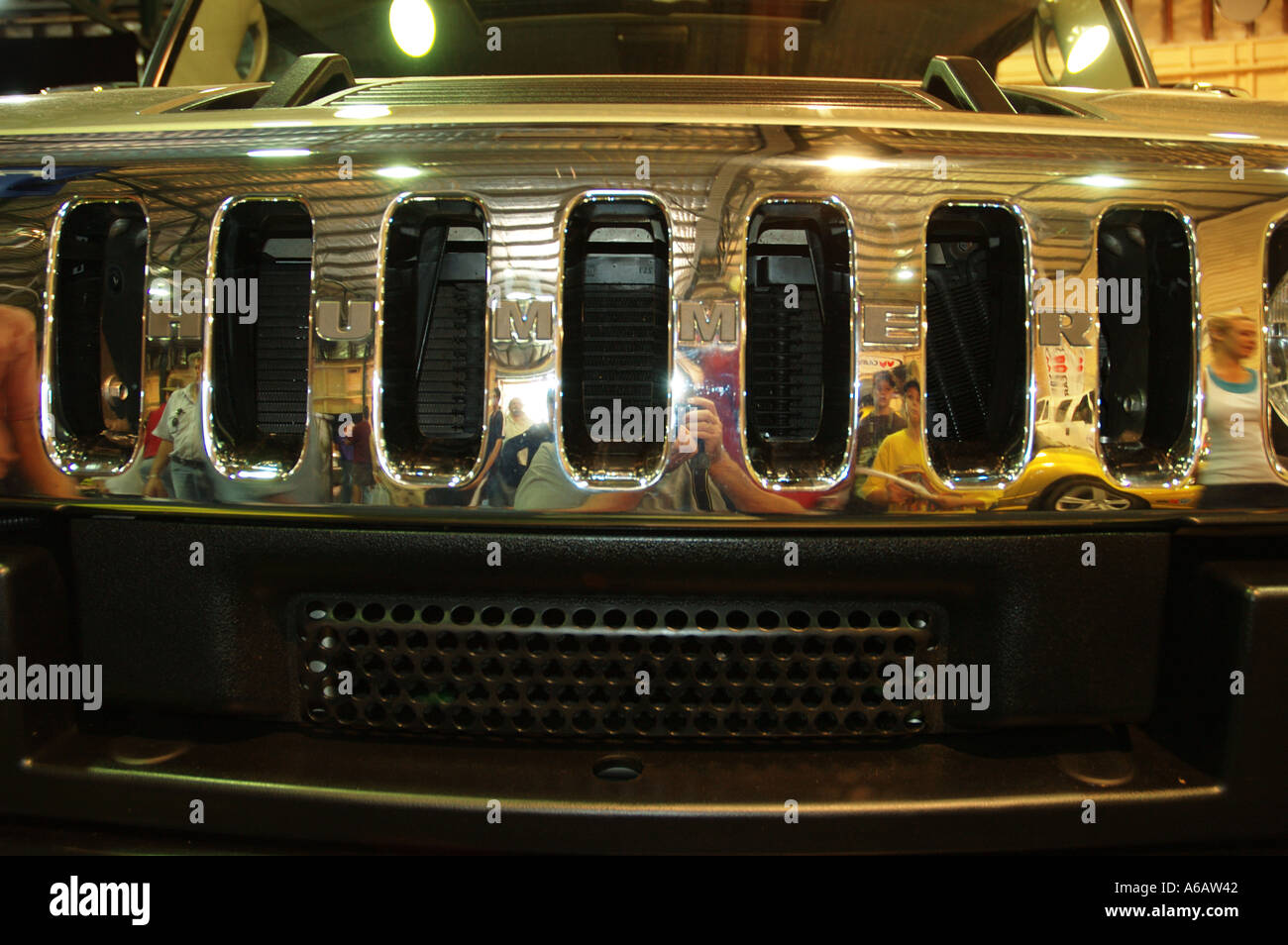 humvee sports receation vehicle grille dsca 2339 Stock Photo - Alamy