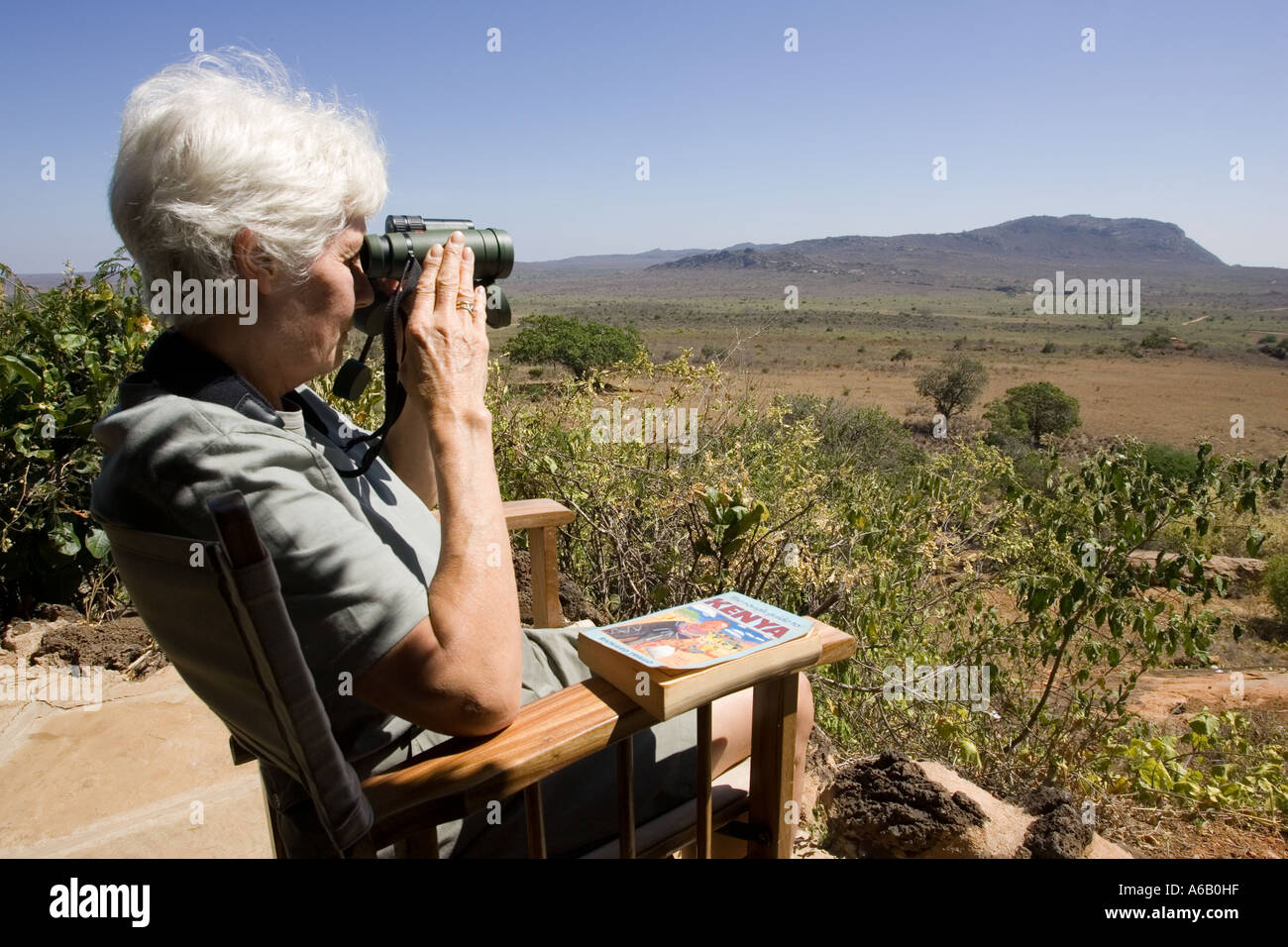 Senior citizen bird watching hi-res stock photography and images - Alamy