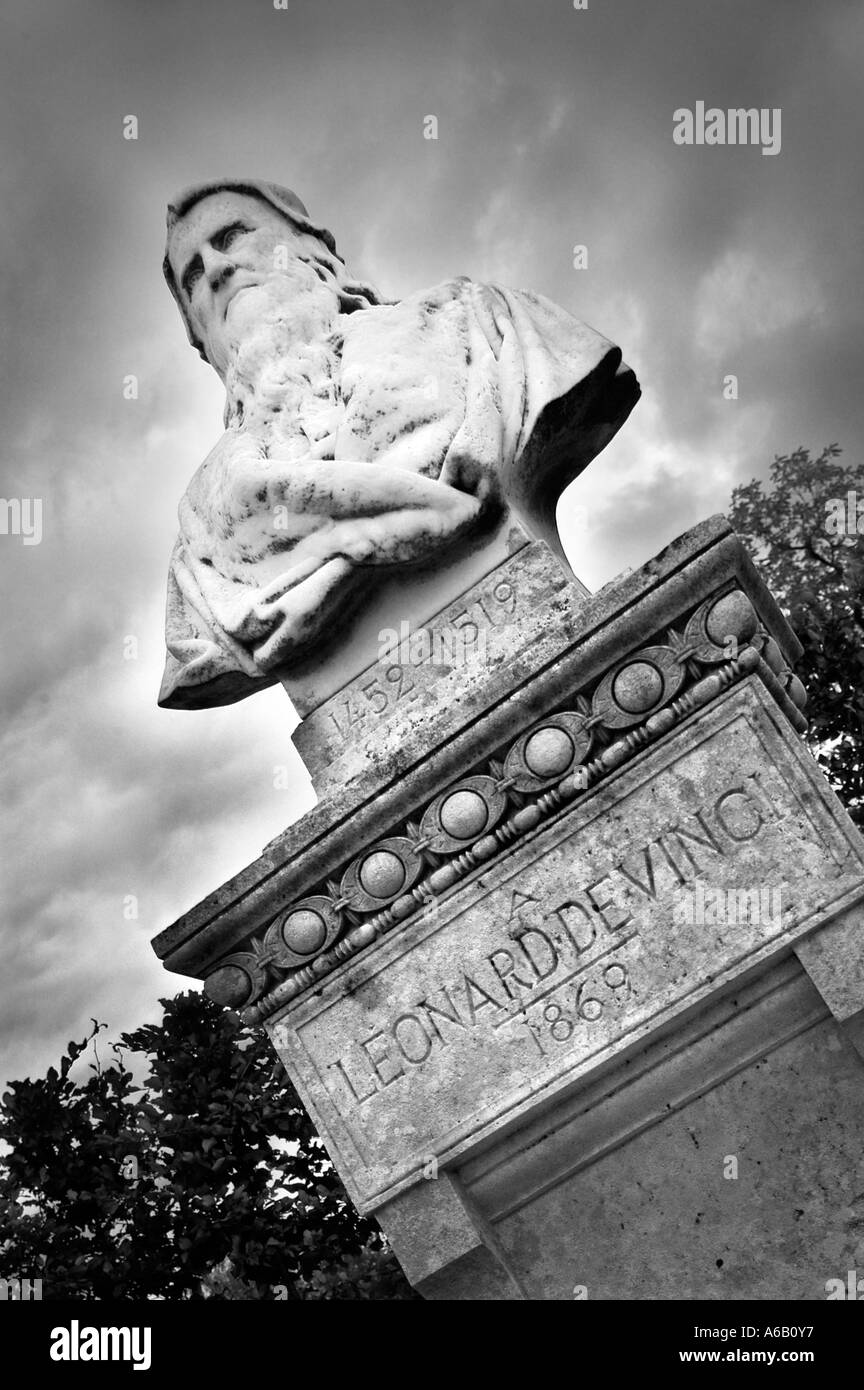 Bust of Leonardo Da Vinci at the Château d Amboise where he is buried ...