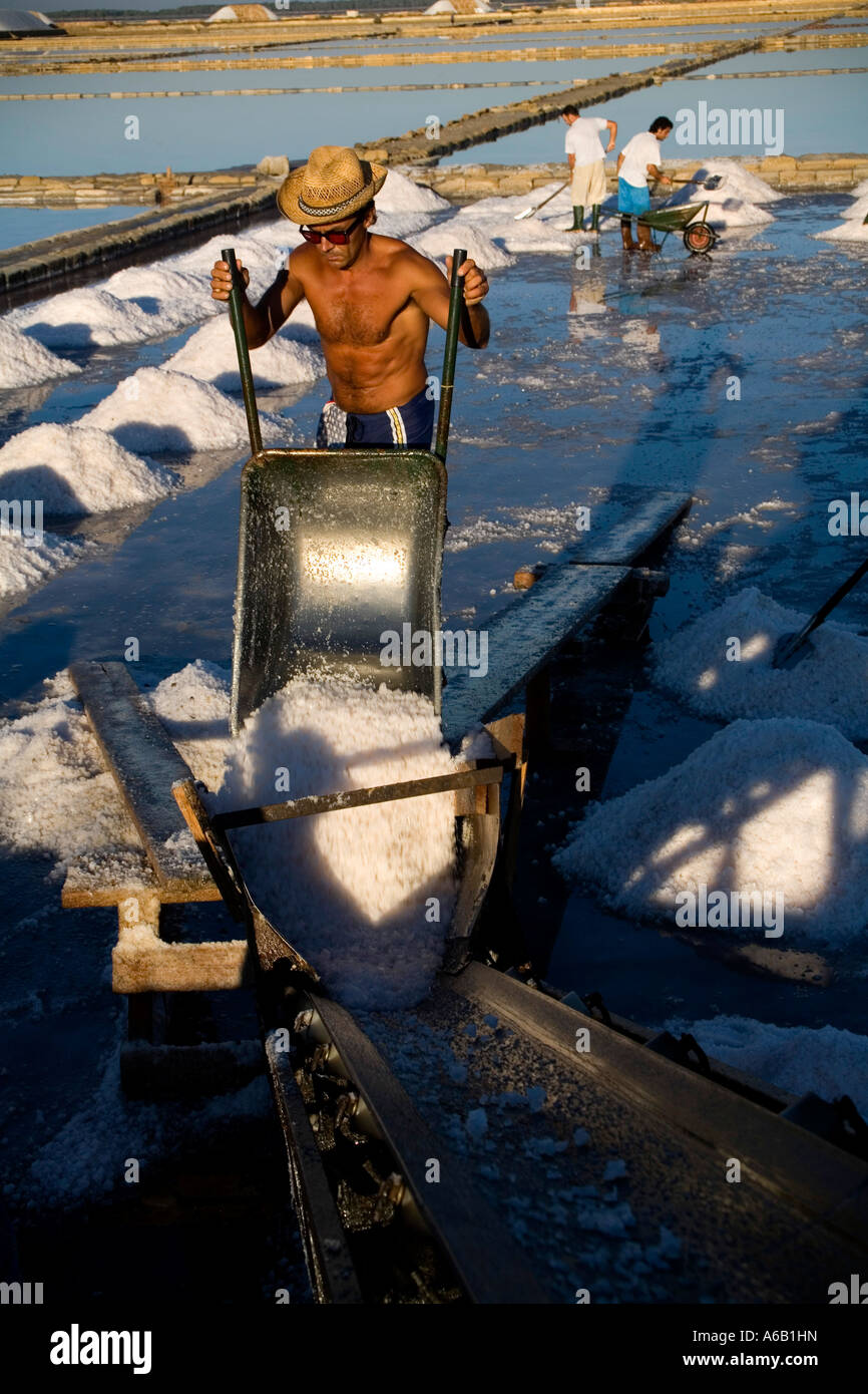 Sicily salt worker hi-res stock photography and images - Alamy