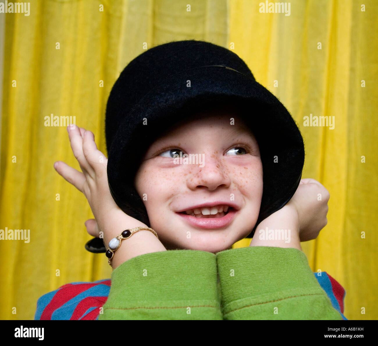 Portrait of young boy with hat Stock Photo - Alamy