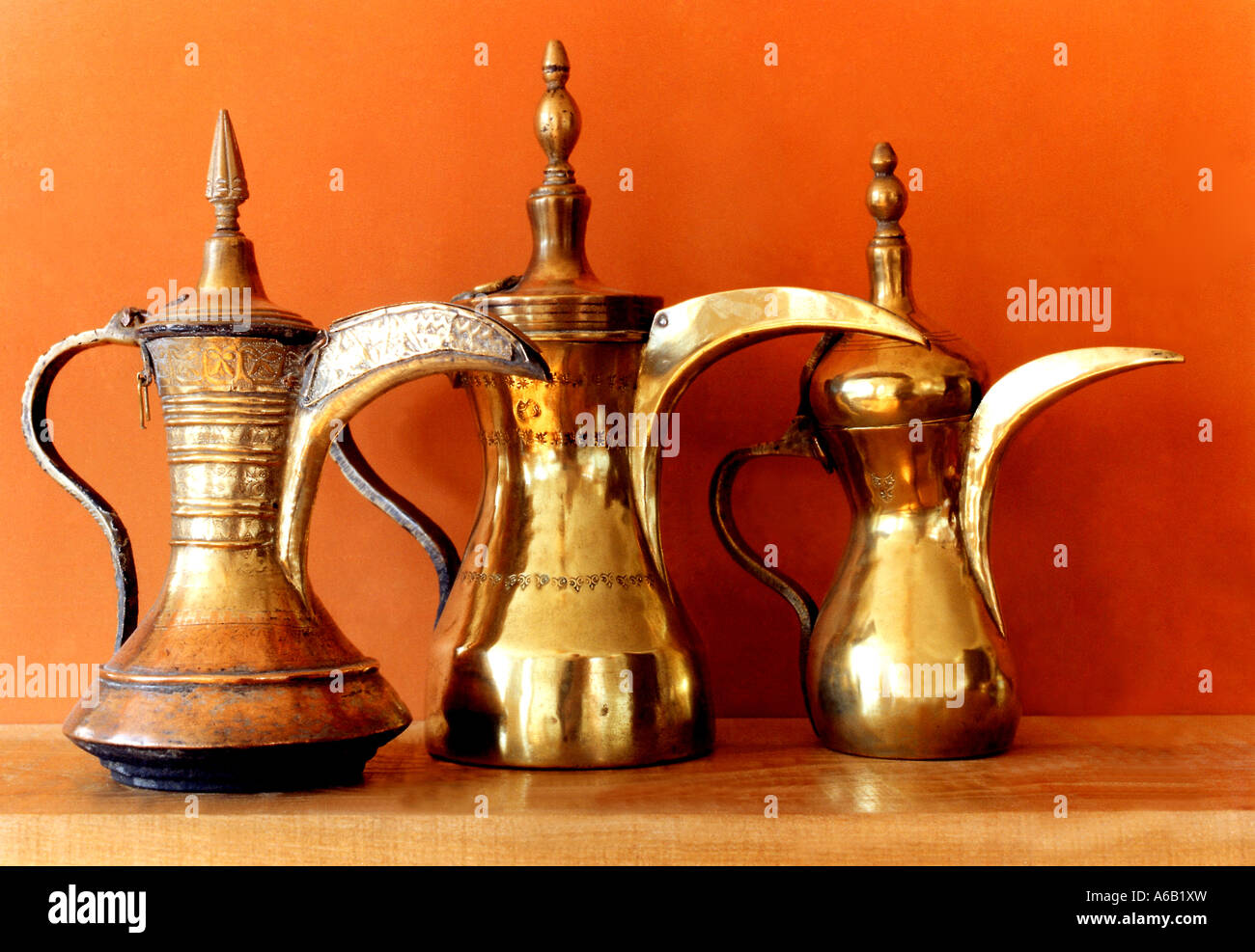 Traditional arab utensils hi-res stock photography and images - Alamy