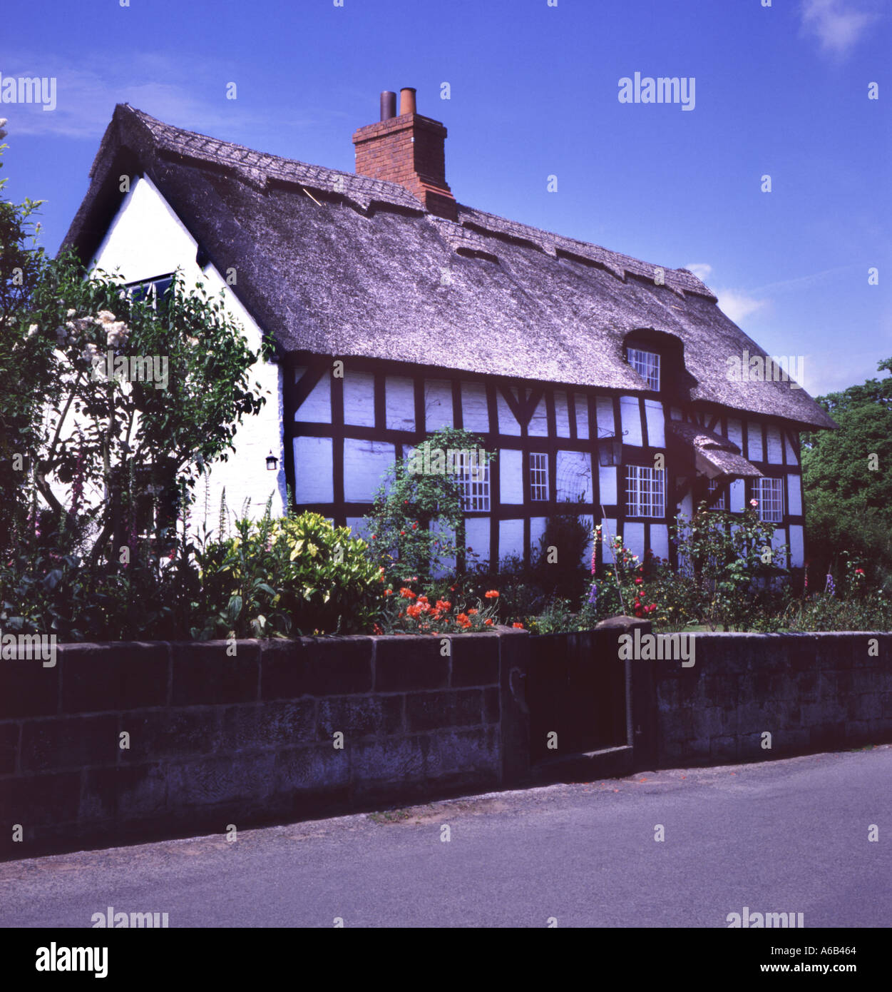 The enchanted cottage hi-res stock photography and images - Alamy