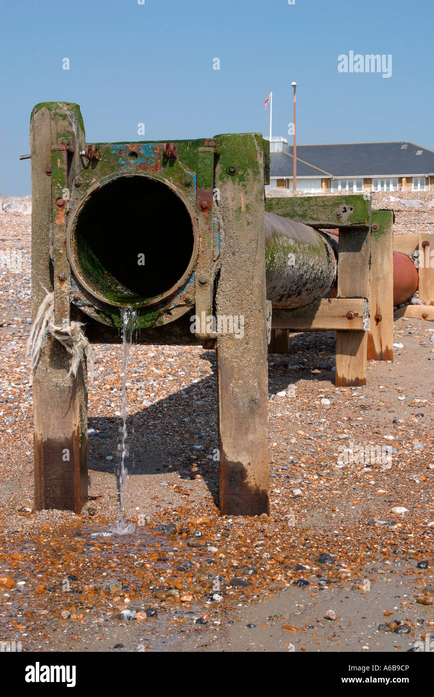 Sewage pipe beach uk hi-res stock photography and images - Alamy
