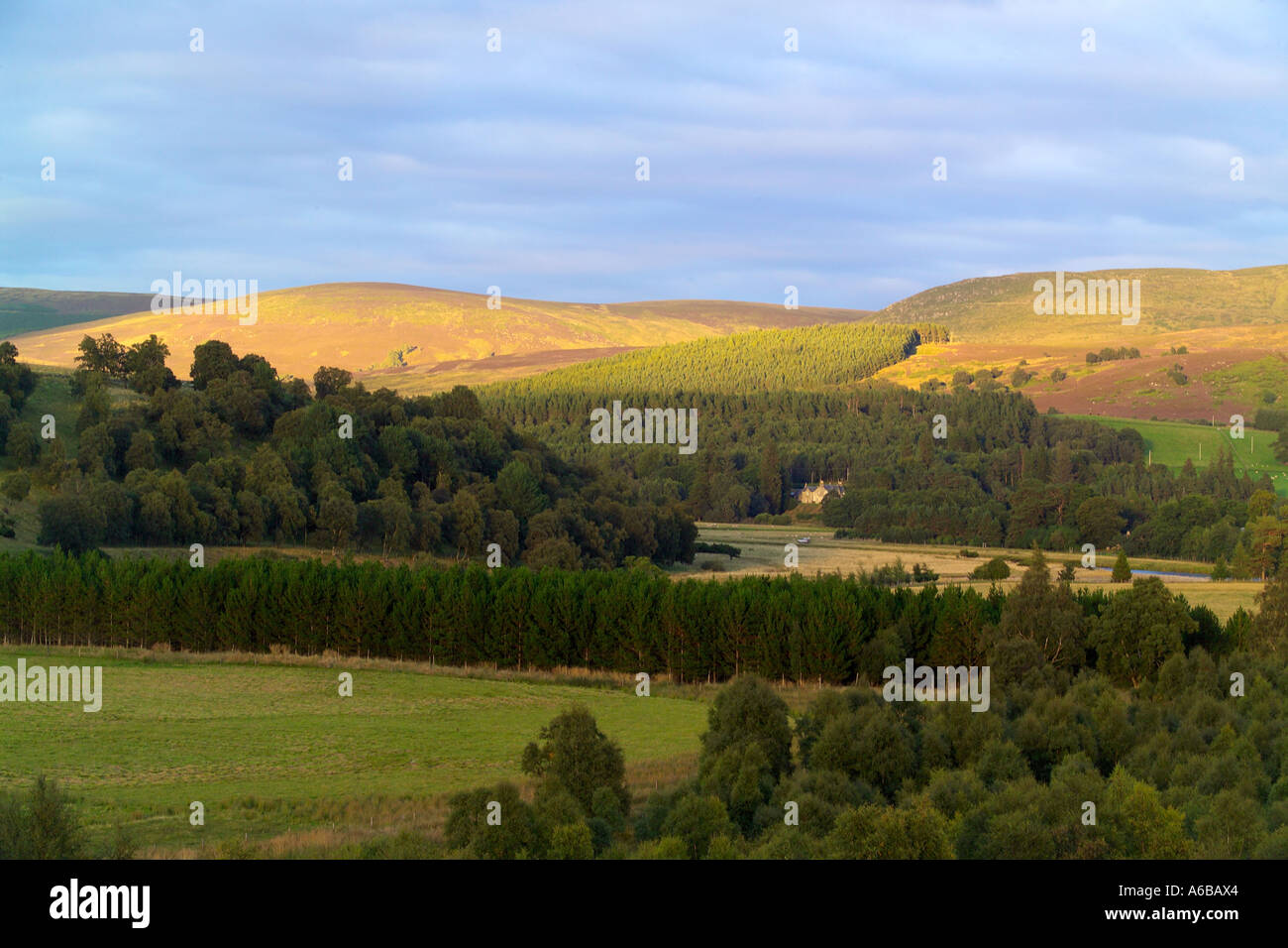 Farm house scotland lowlands hi-res stock photography and images - Alamy