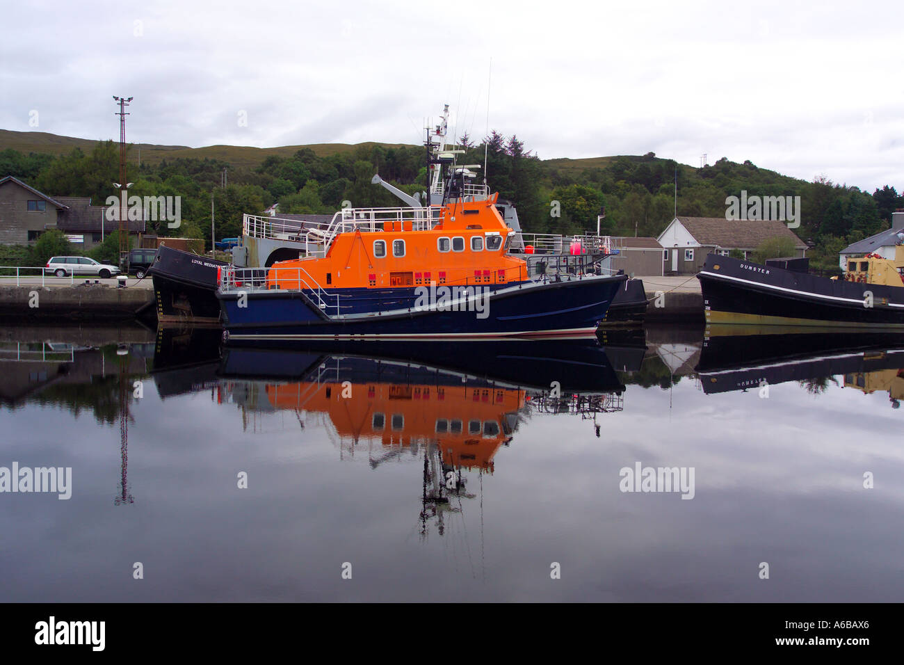Caledonian canal Corpach station corpach basin canal lock Stock Photo ...