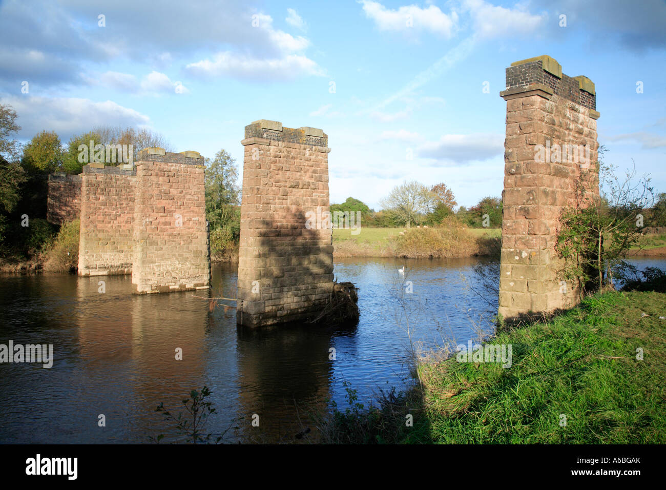 Old wye valley railway line hi-res stock photography and images - Alamy