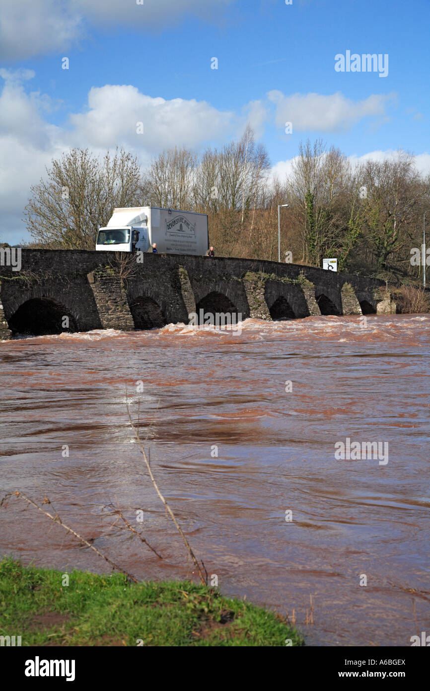 Flooding flooded vertical portrait hi-res stock photography and images ...