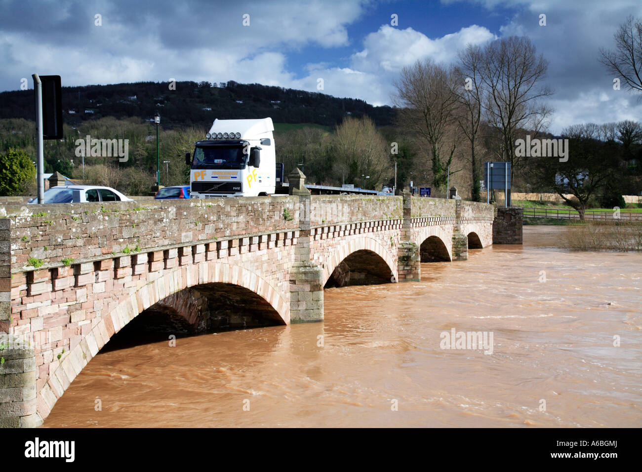 Flooded River Wye and Wye valley by Monmouth road bridge in early ...