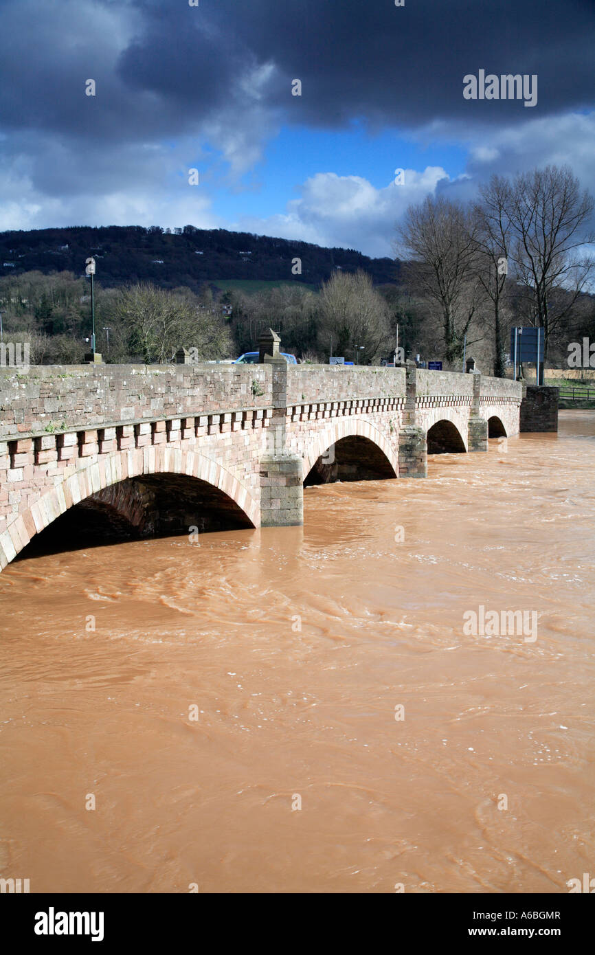 Flooded River Wye and Wye valley by Monmouth road bridge in early ...
