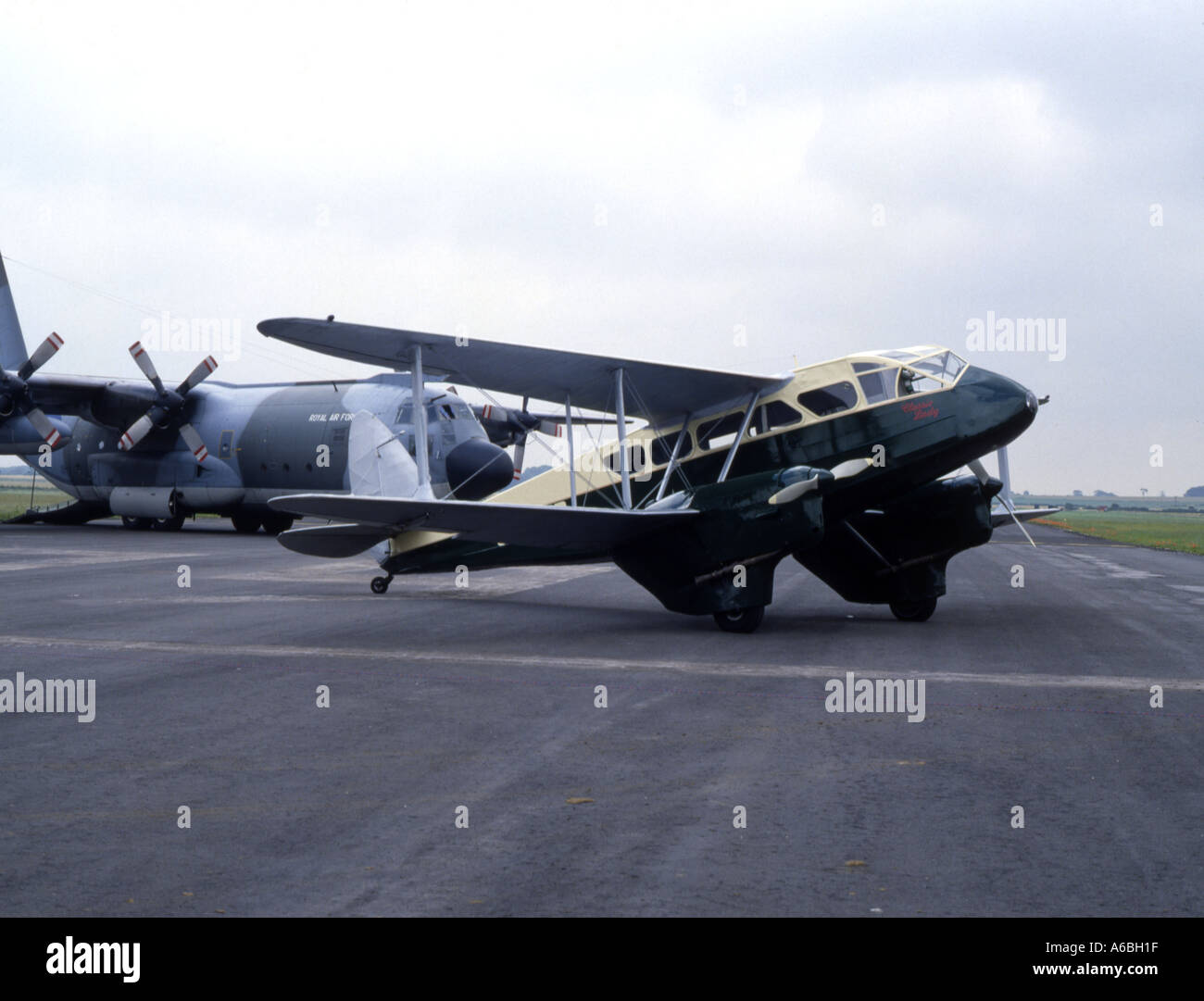De Havilland Rapide passenger carrying twin piston engine aircraft ...