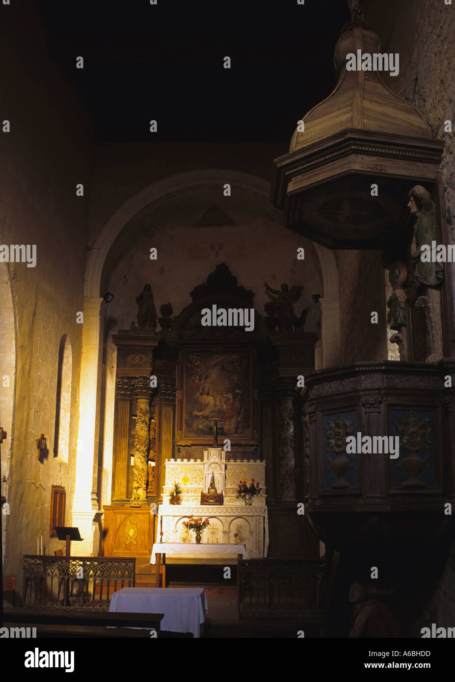 A SERIOUSLY ANCIENT CHURCH INTERIOR IN RURAL FRANCE Stock Photo - Alamy