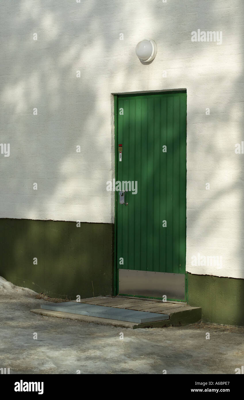 Backdoor exit hi-res stock photography and images - Alamy