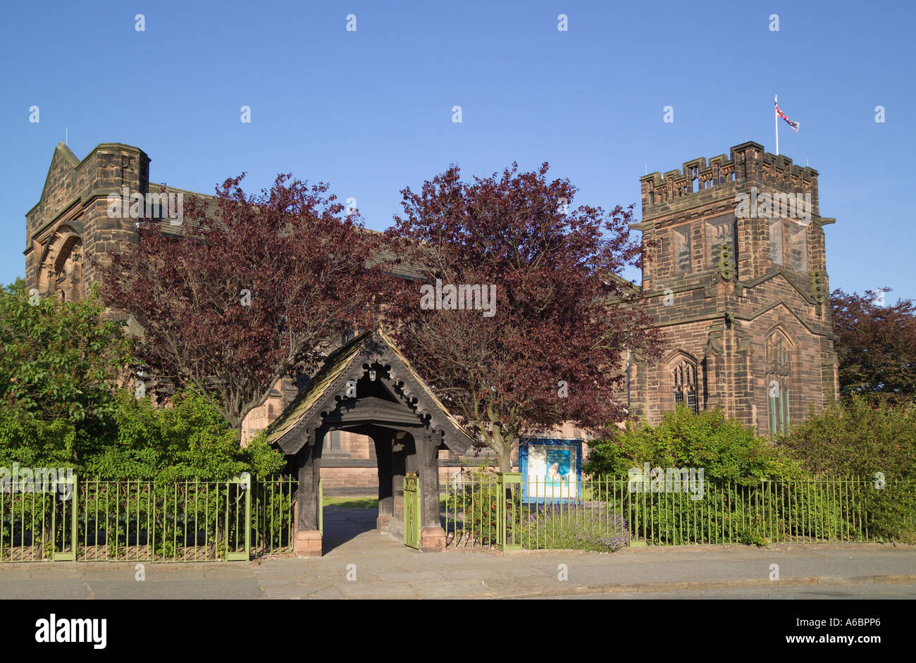 Wirral church hi-res stock photography and images - Alamy
