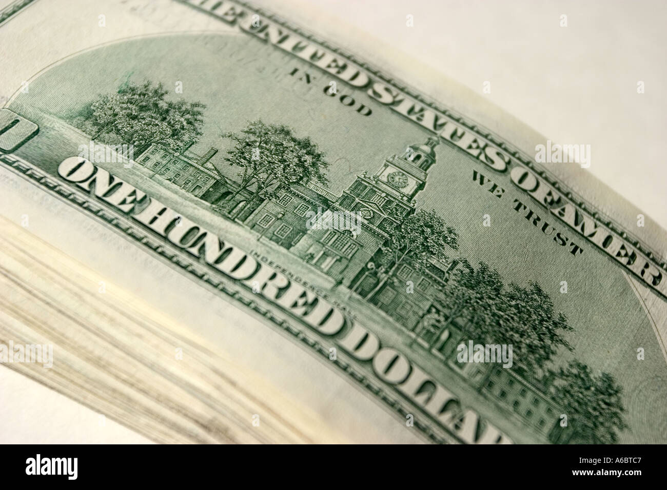 5000 dollars in cash in hi-res stock photography and images - Alamy