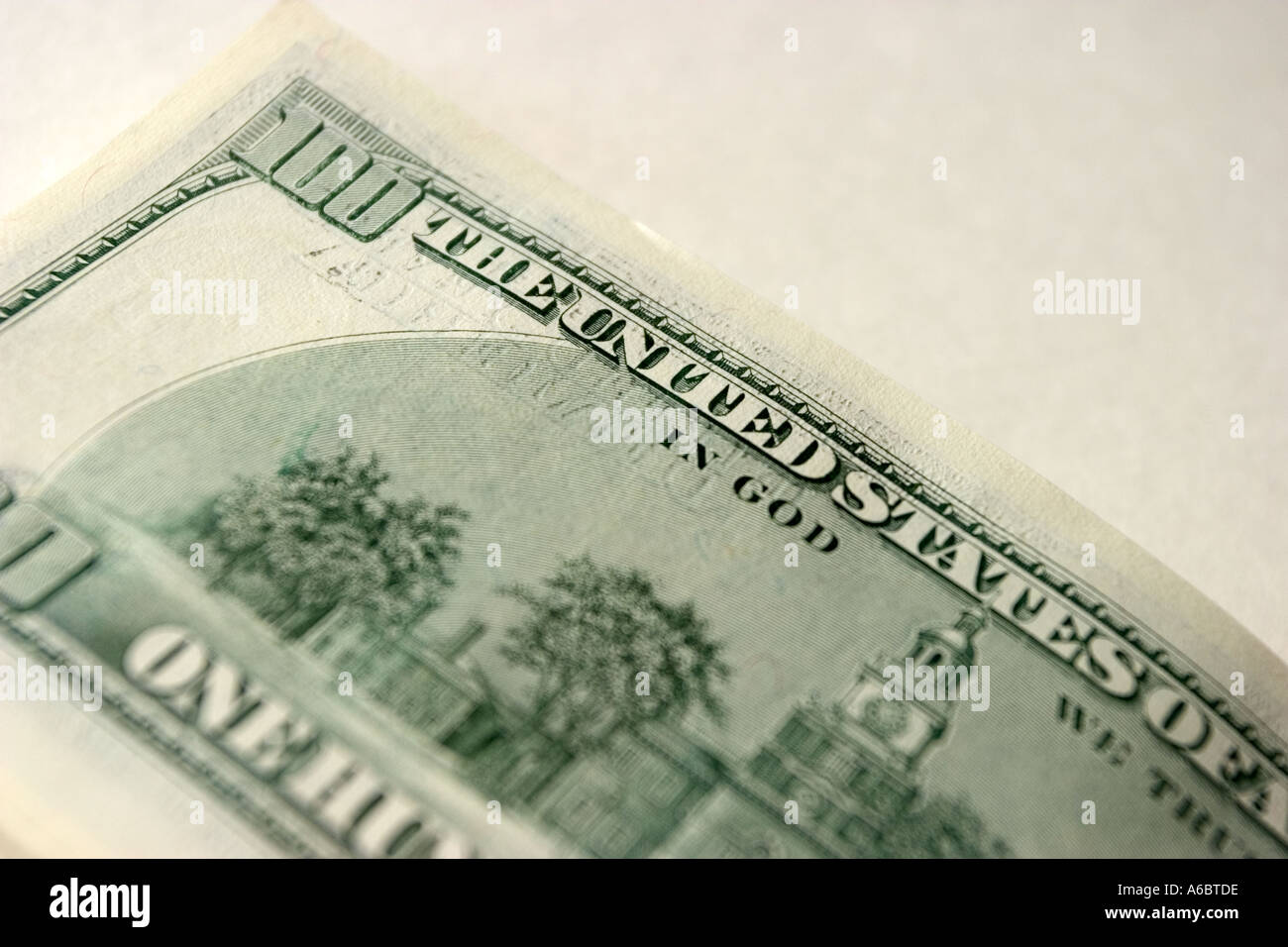 5000 dollars in cash in hi-res stock photography and images - Alamy