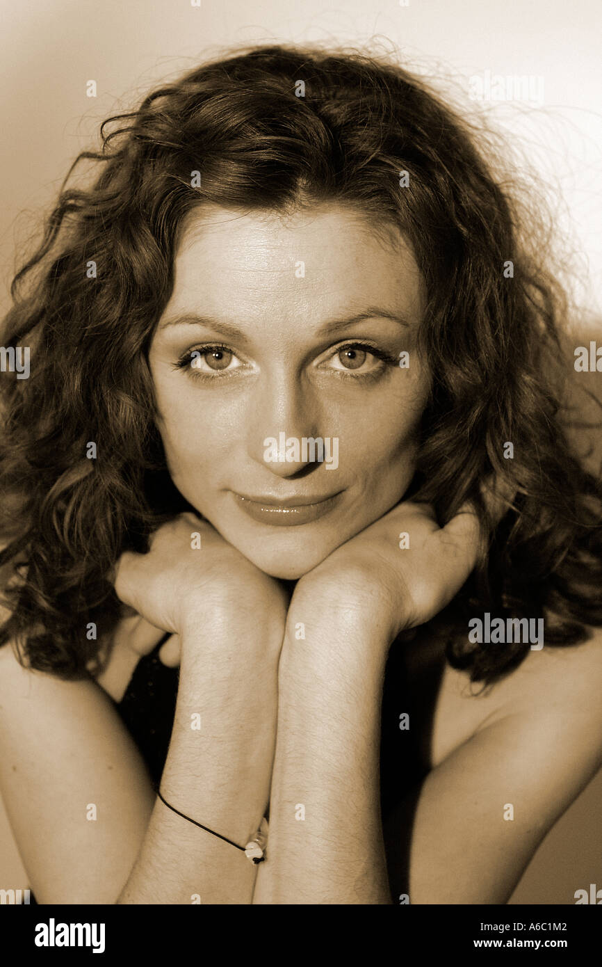 Portrait face demure hi-res stock photography and images - Alamy