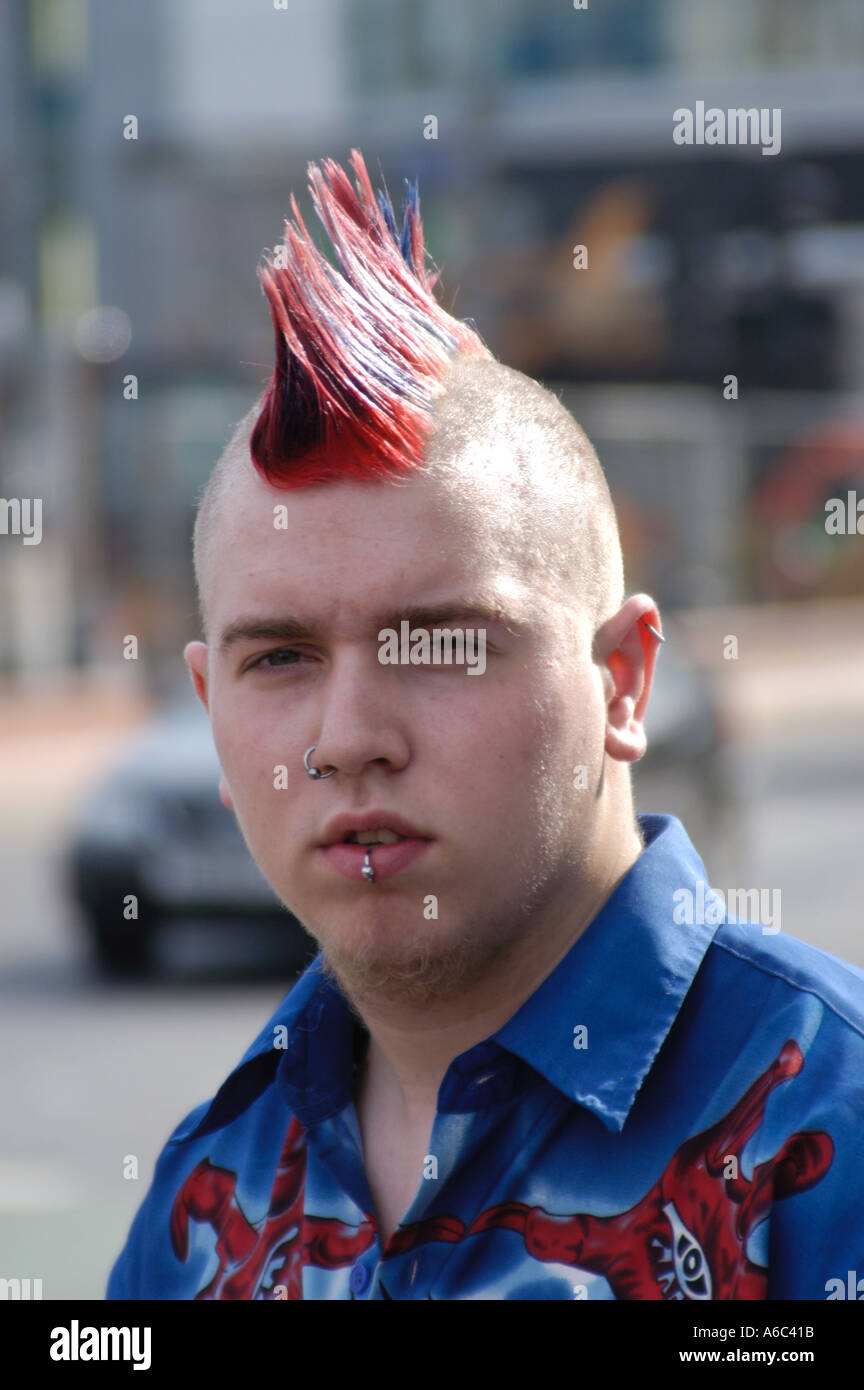 Mohican hair hi-res stock photography and images - Alamy