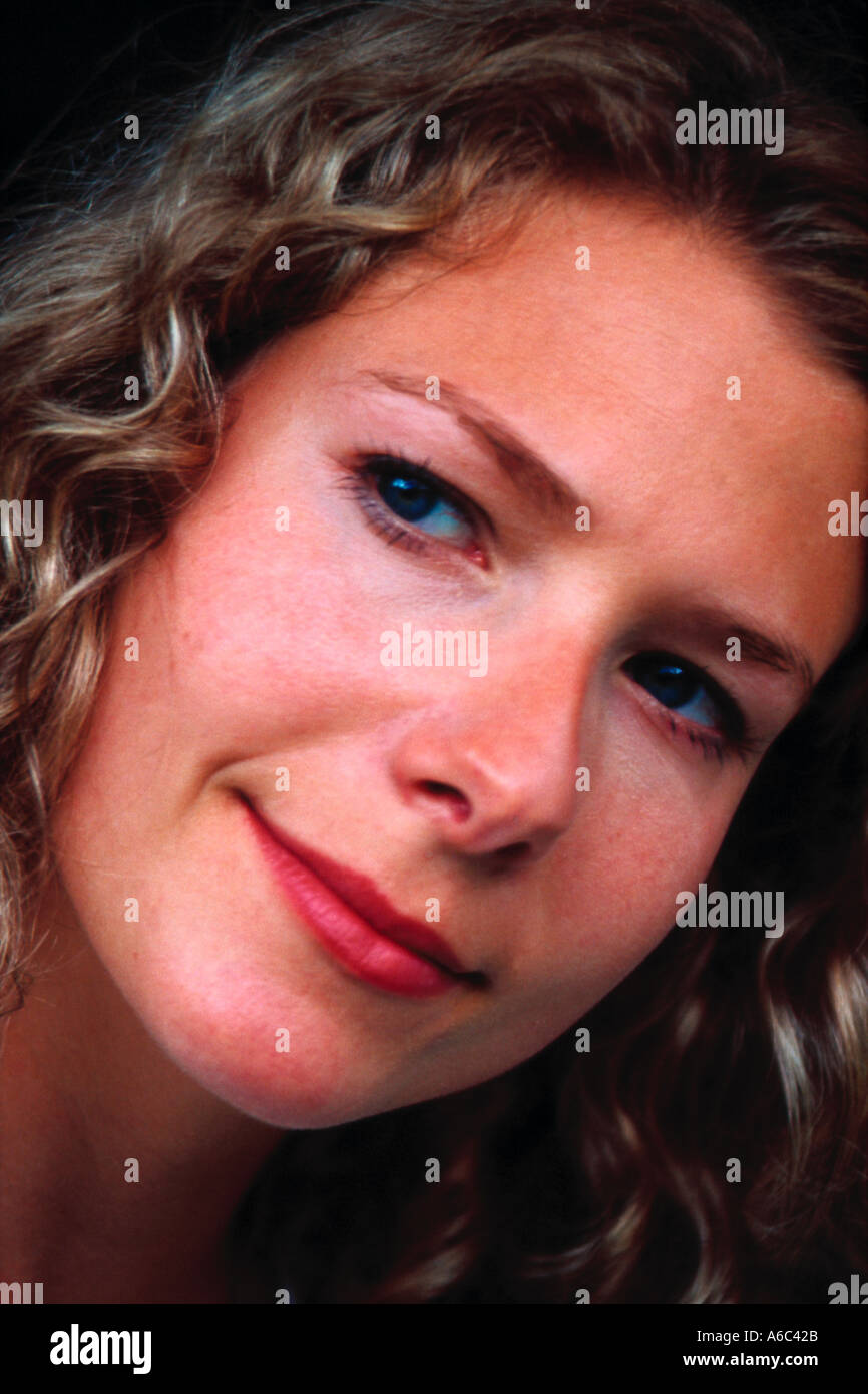 2716 Nikki Model Released Girl looking Stock Photo - Alamy