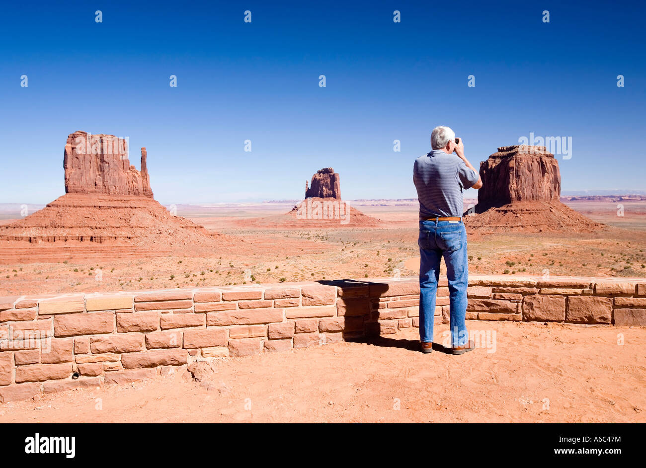 Monument Valley Arizona Visitor Center Stock Photos & Monument Valley ...