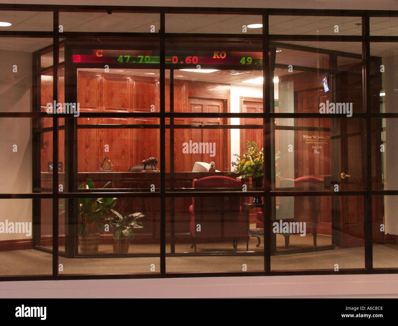 Stock Brokers Office Stock Photo - Alamy