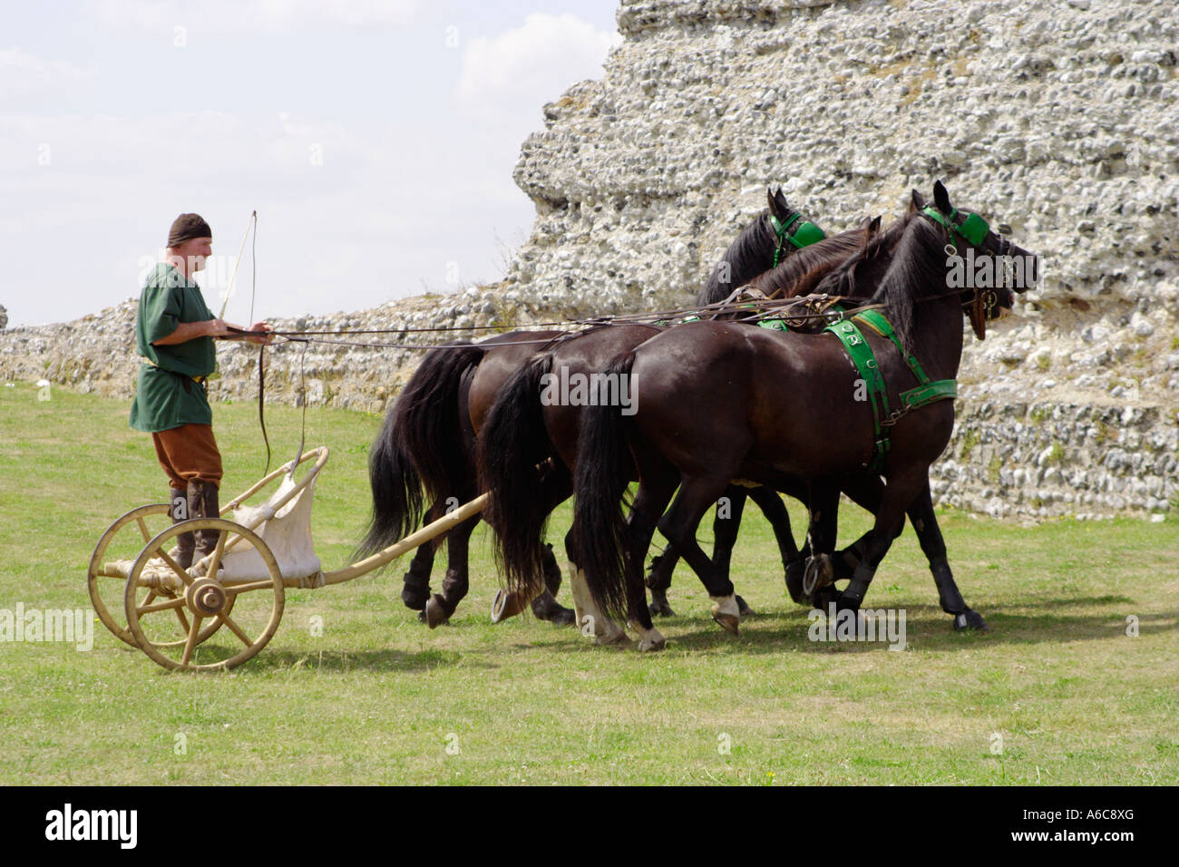 Chariot hi-res stock photography and images - Alamy