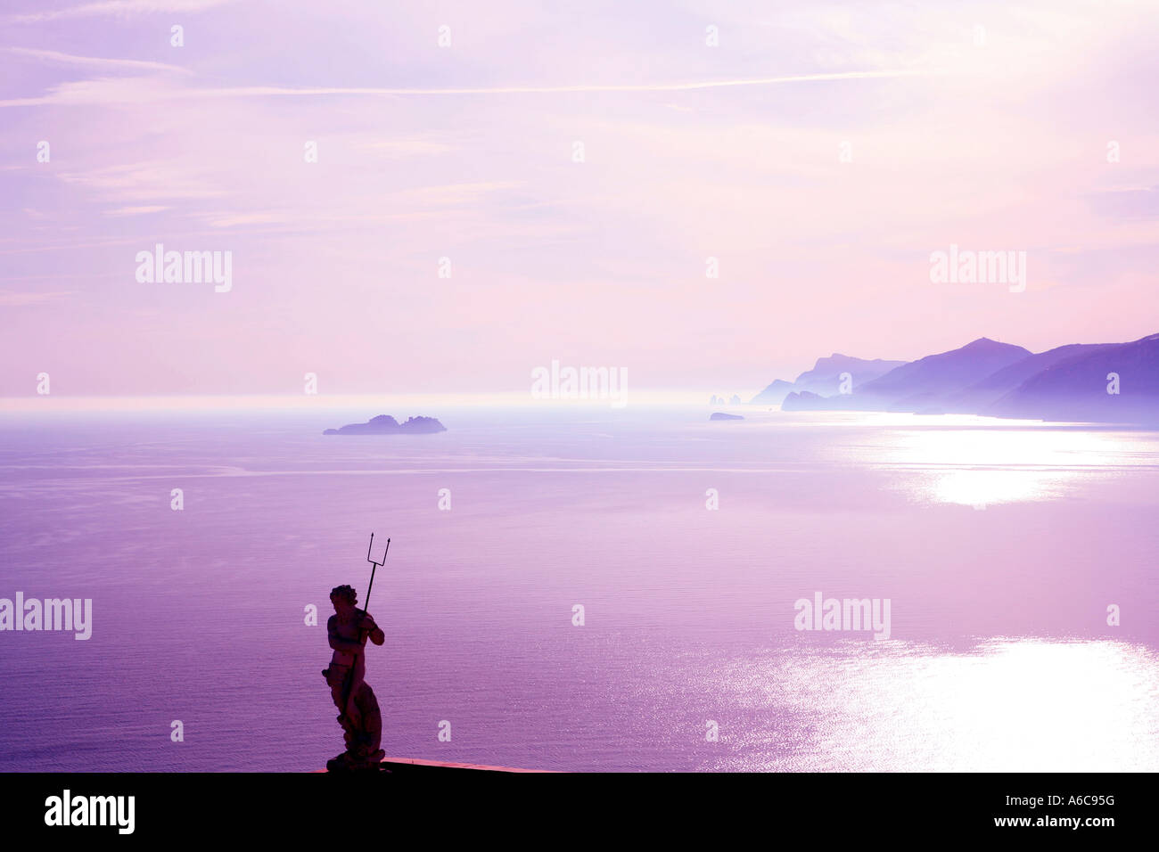 Amalfi coast positano statue hi-res stock photography and images - Alamy