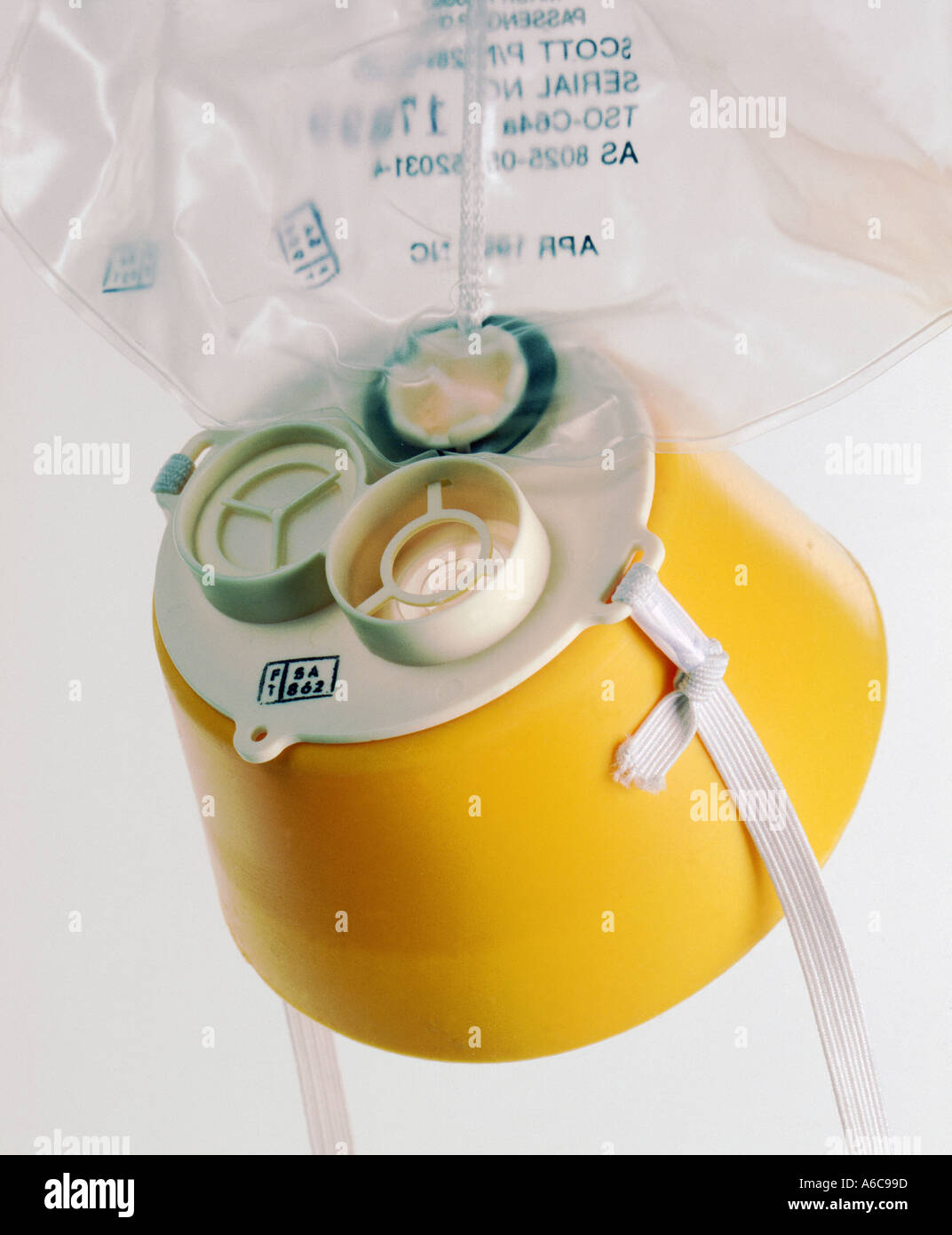 Oxygen mask plane hi-res stock photography and images - Alamy