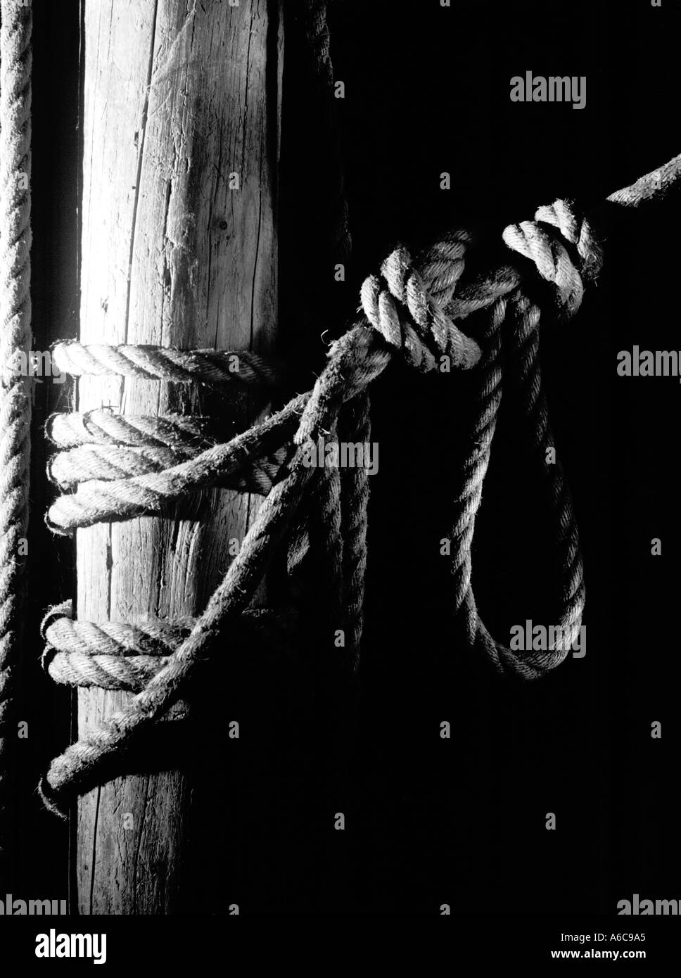 Rigging structure Black and White Stock Photos & Images - Alamy