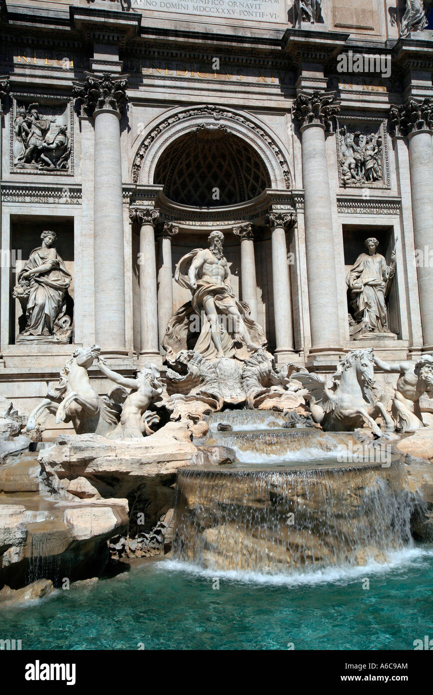 Statue of Neptune at the Trevi Fountain in Rome, Italy Stock Photo - Alamy